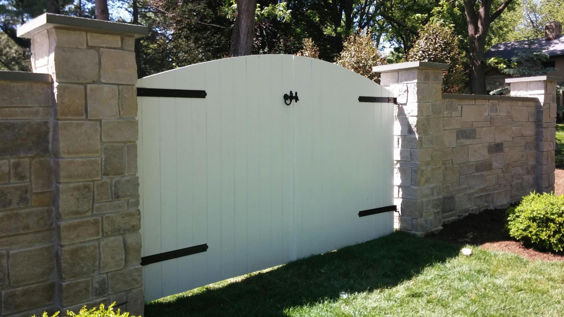 Cellular PVC AZEK Fence Gallery | Millcreek Fence & Decks LLC