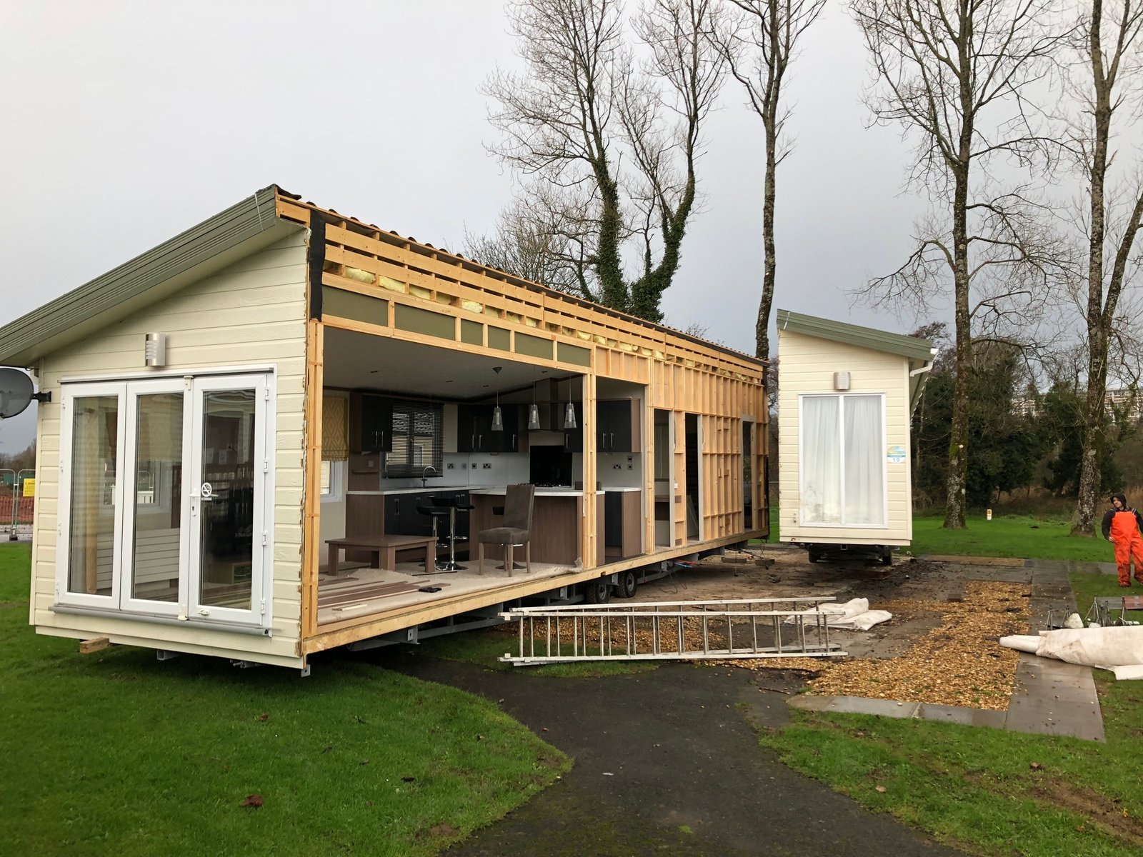 Twin unit, chalet, lodge connections