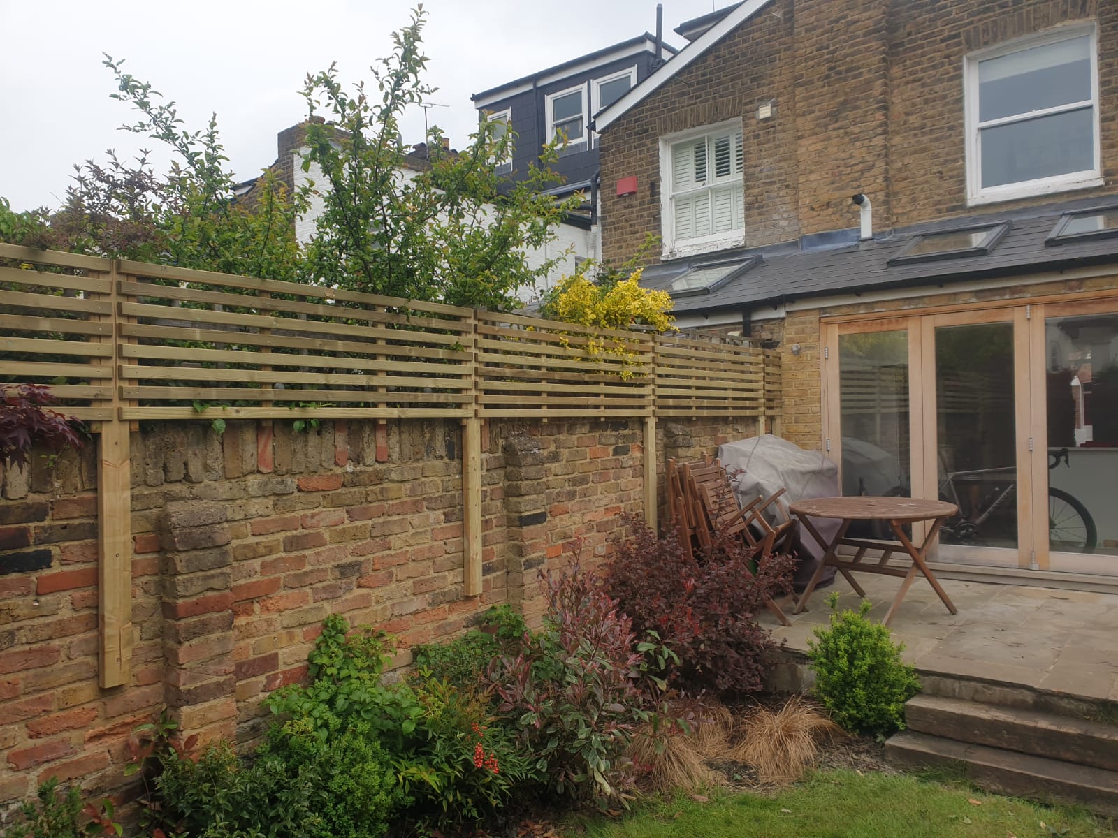 Simply Fences - Fast, Expert Fencing Installation in London