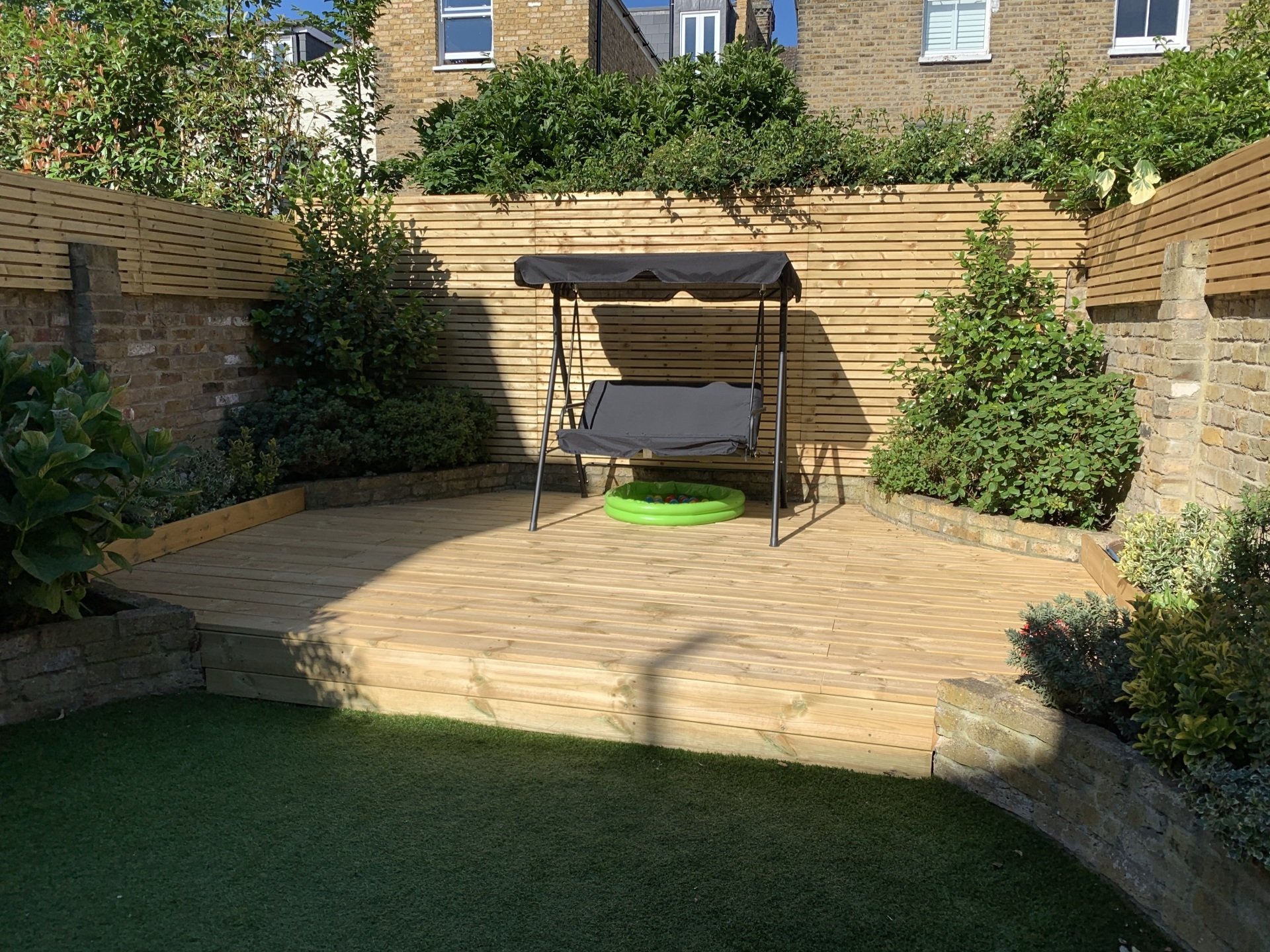 Simply Fences - Fast, Expert Fencing Installation in London