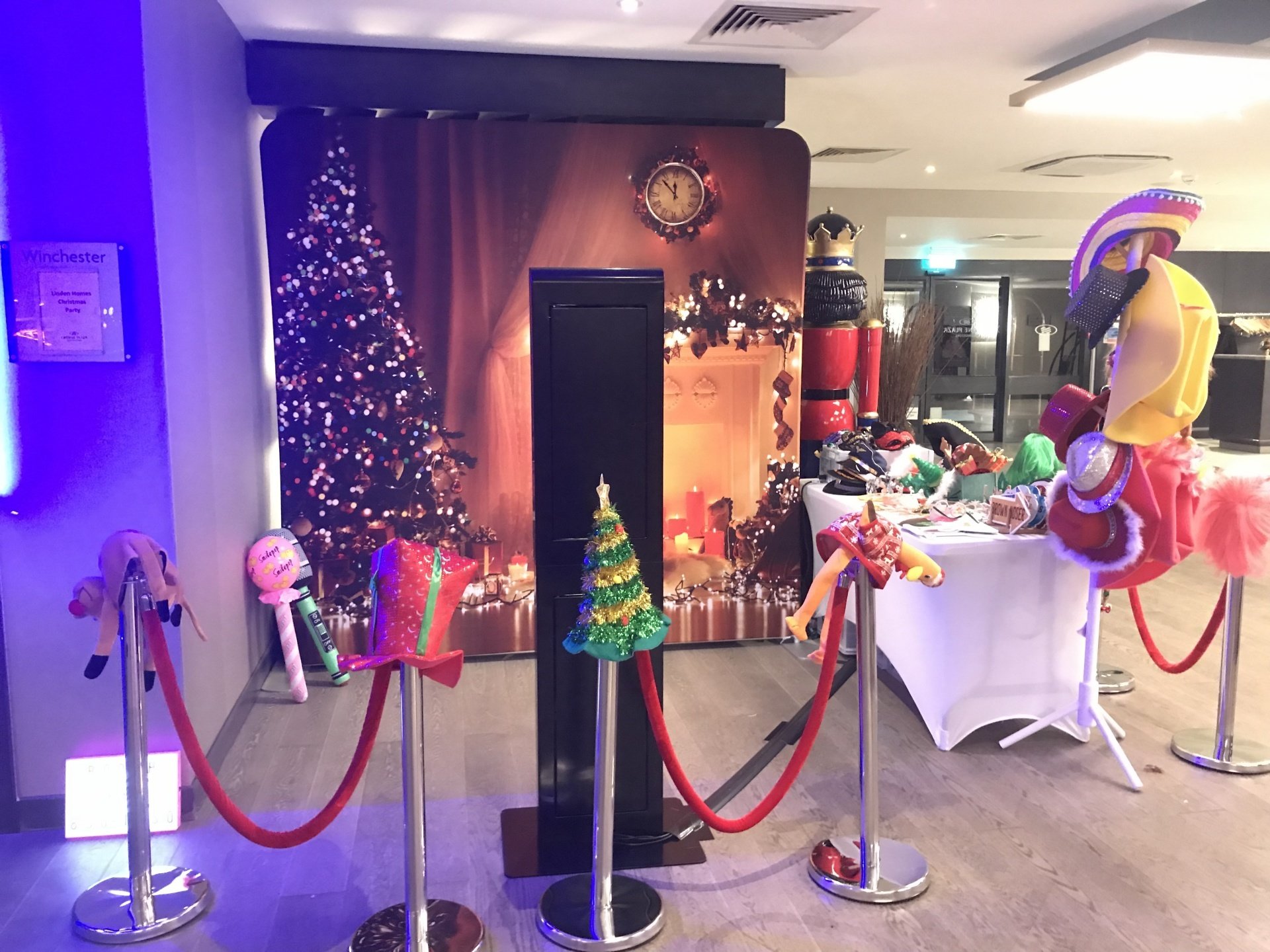 Christmas Photo Booth - Party Delights Photo Booth