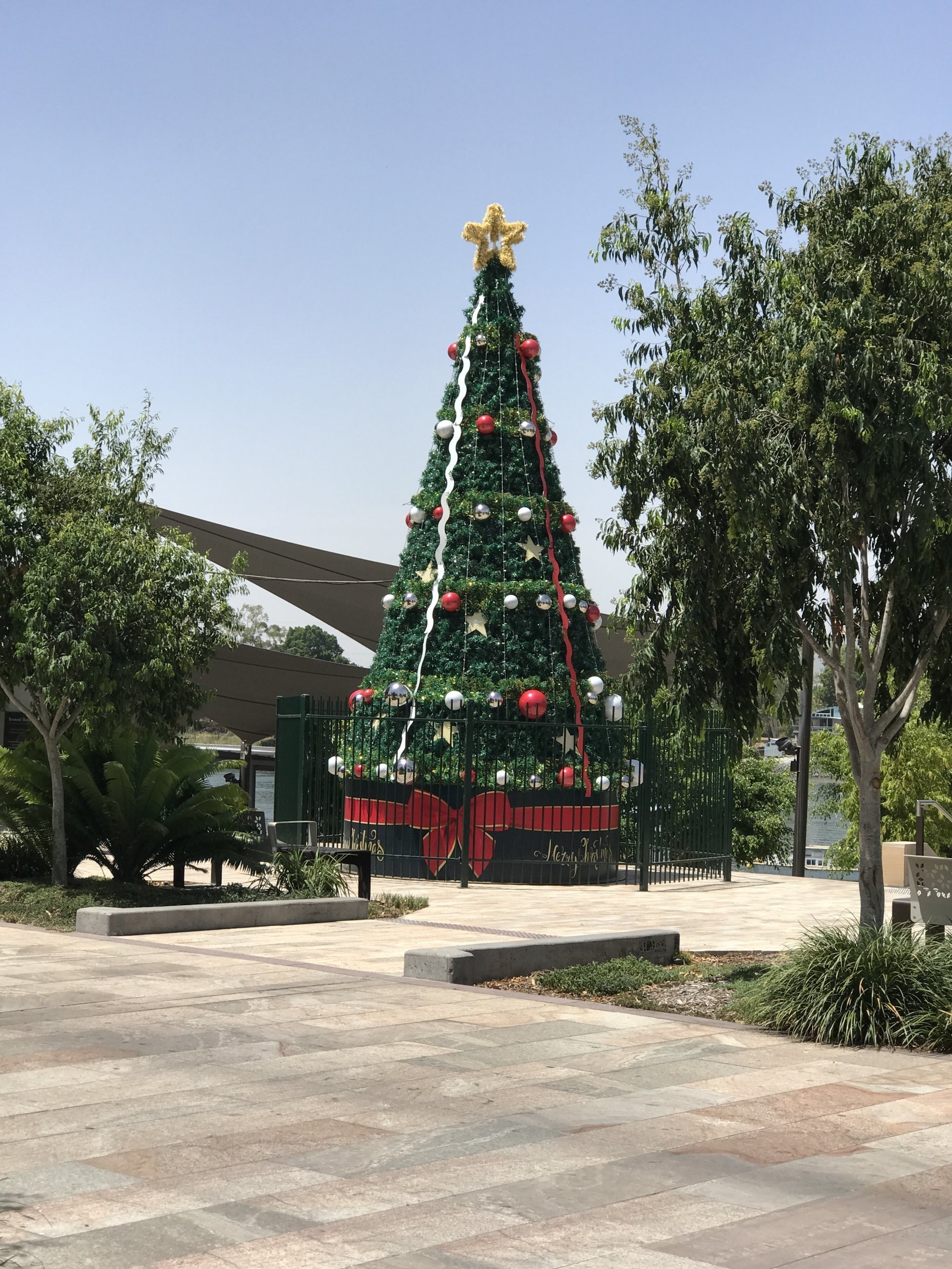 Christmas Decorations Australia-Wide | Wilsons Displays