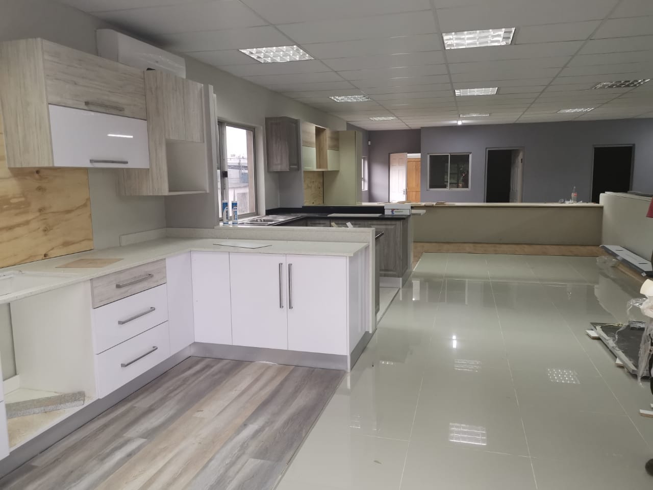 HDS Cut & Edge - Gallery Page - Our Stores & Products In Store!