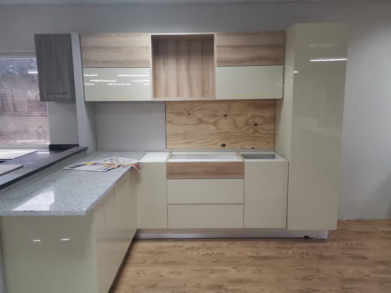 HDS Cut & Edge - Gallery Page - Our Stores & Products In Store!