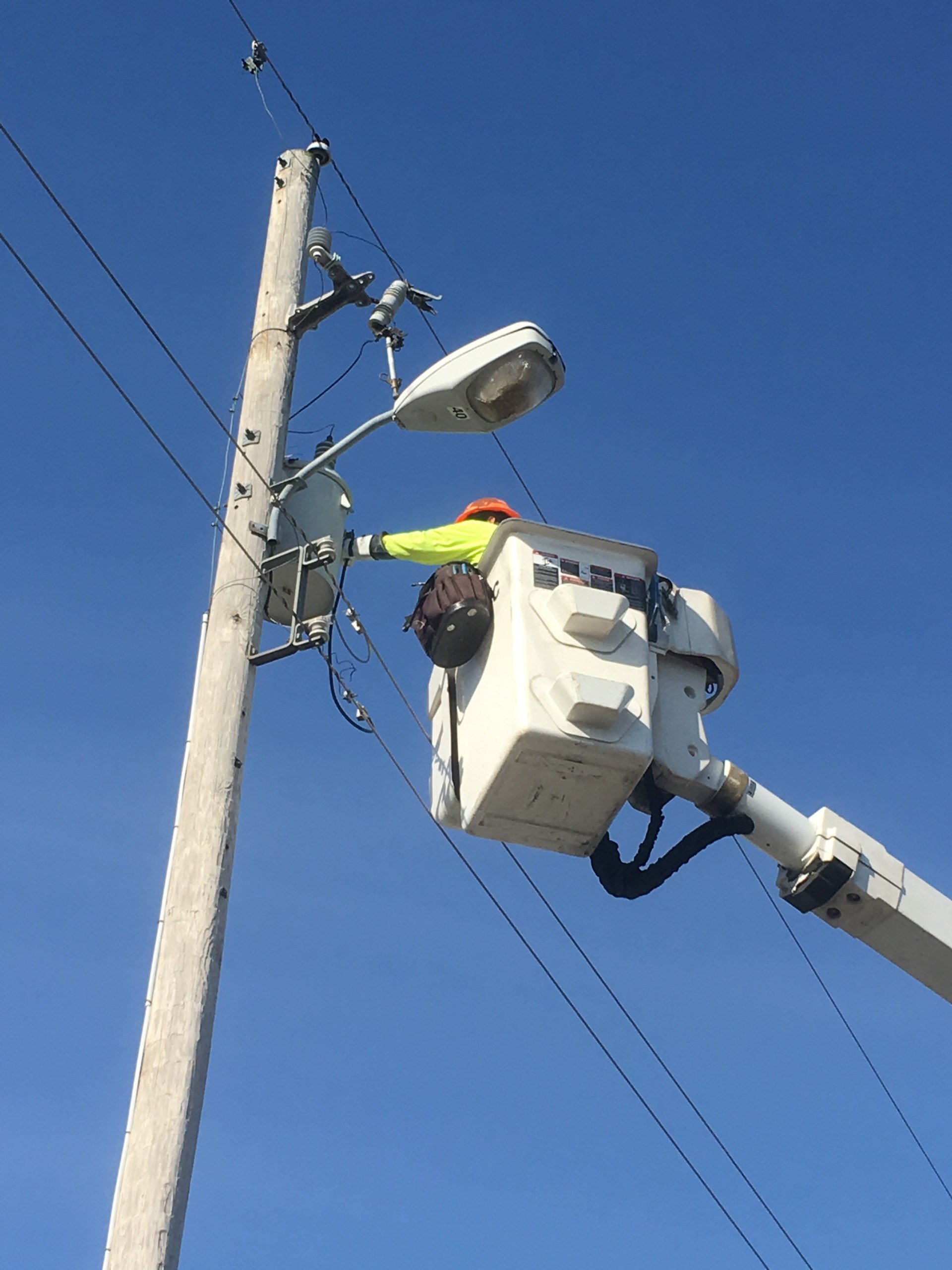 Electrician in St. Louis, MO | Reinhold Electric