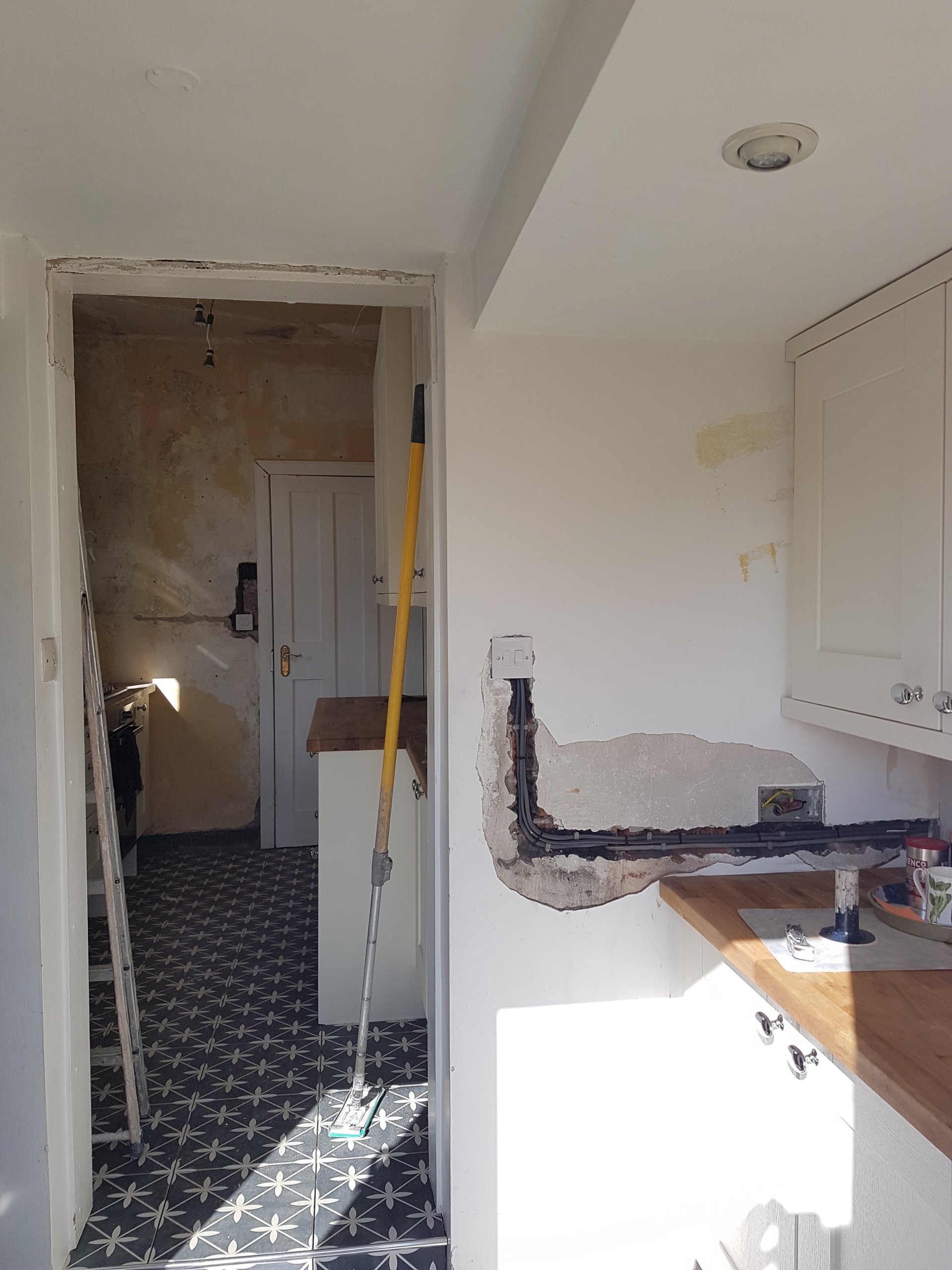 Domestic plasterer at S.S Plastering & Tiling