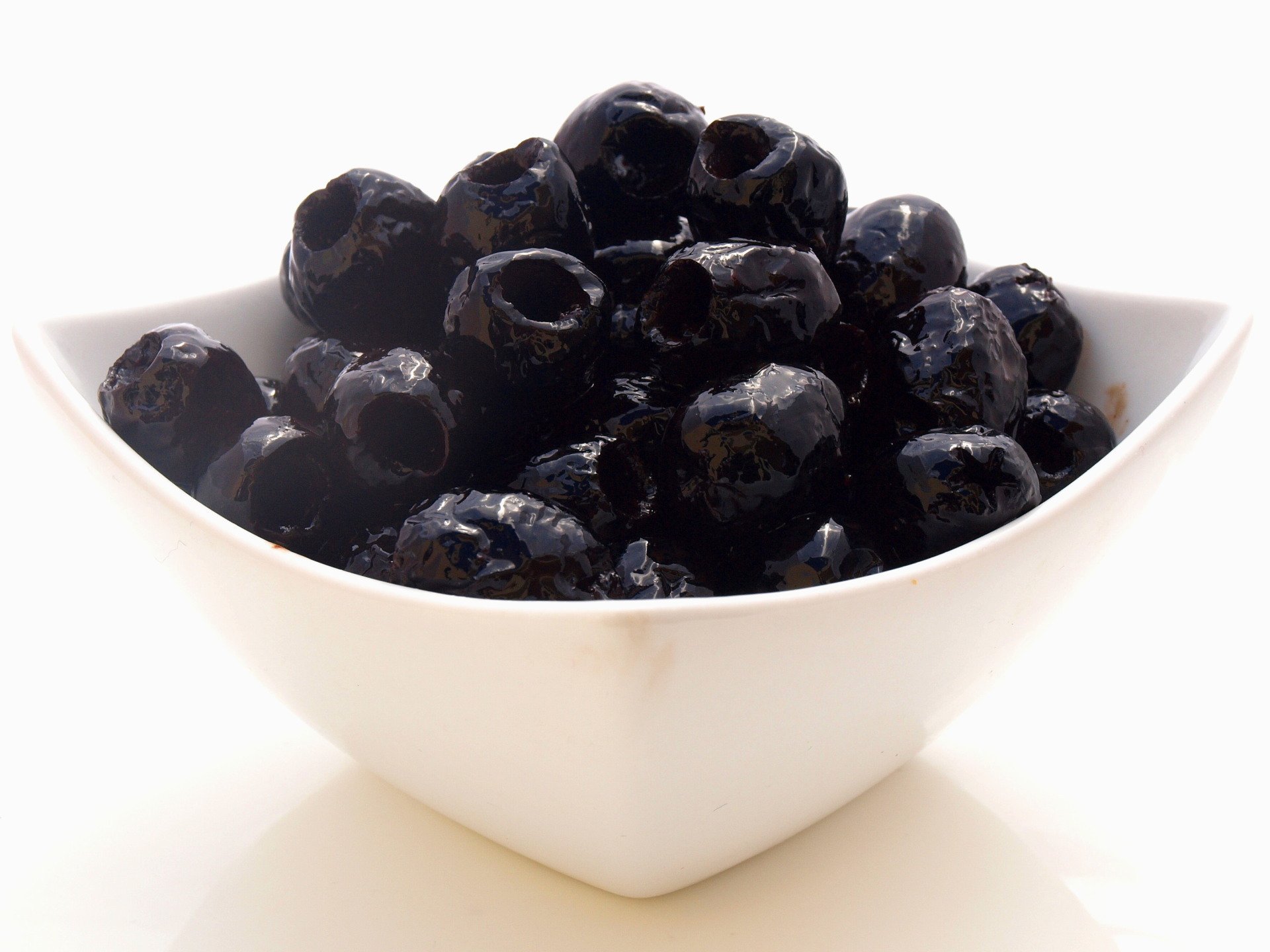 Delicious Moroccan Beldi olives