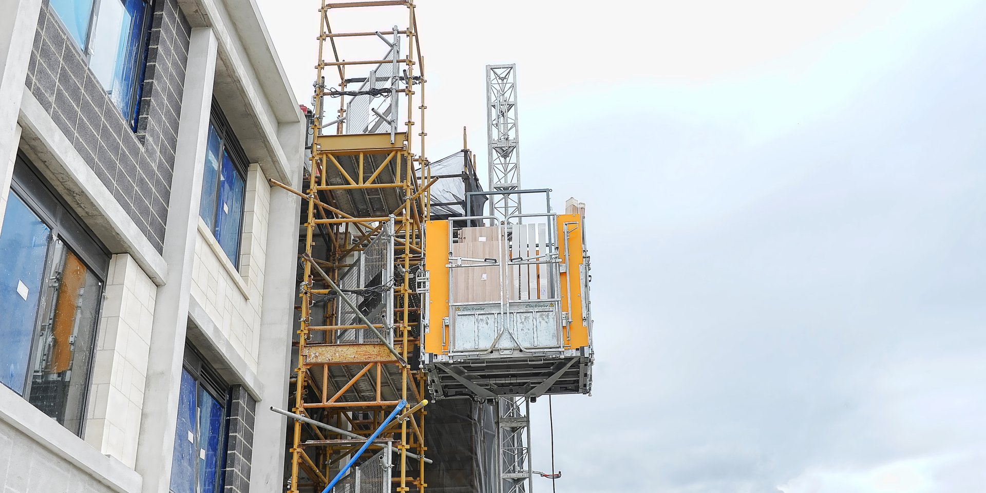 Clark Hoist Hire