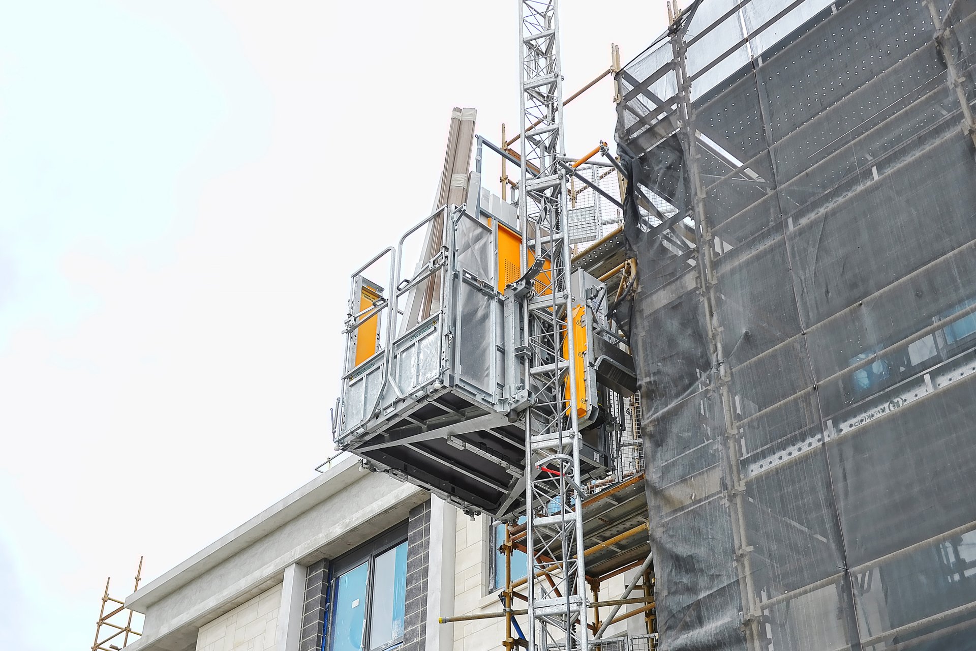 Clark Hoist Hire