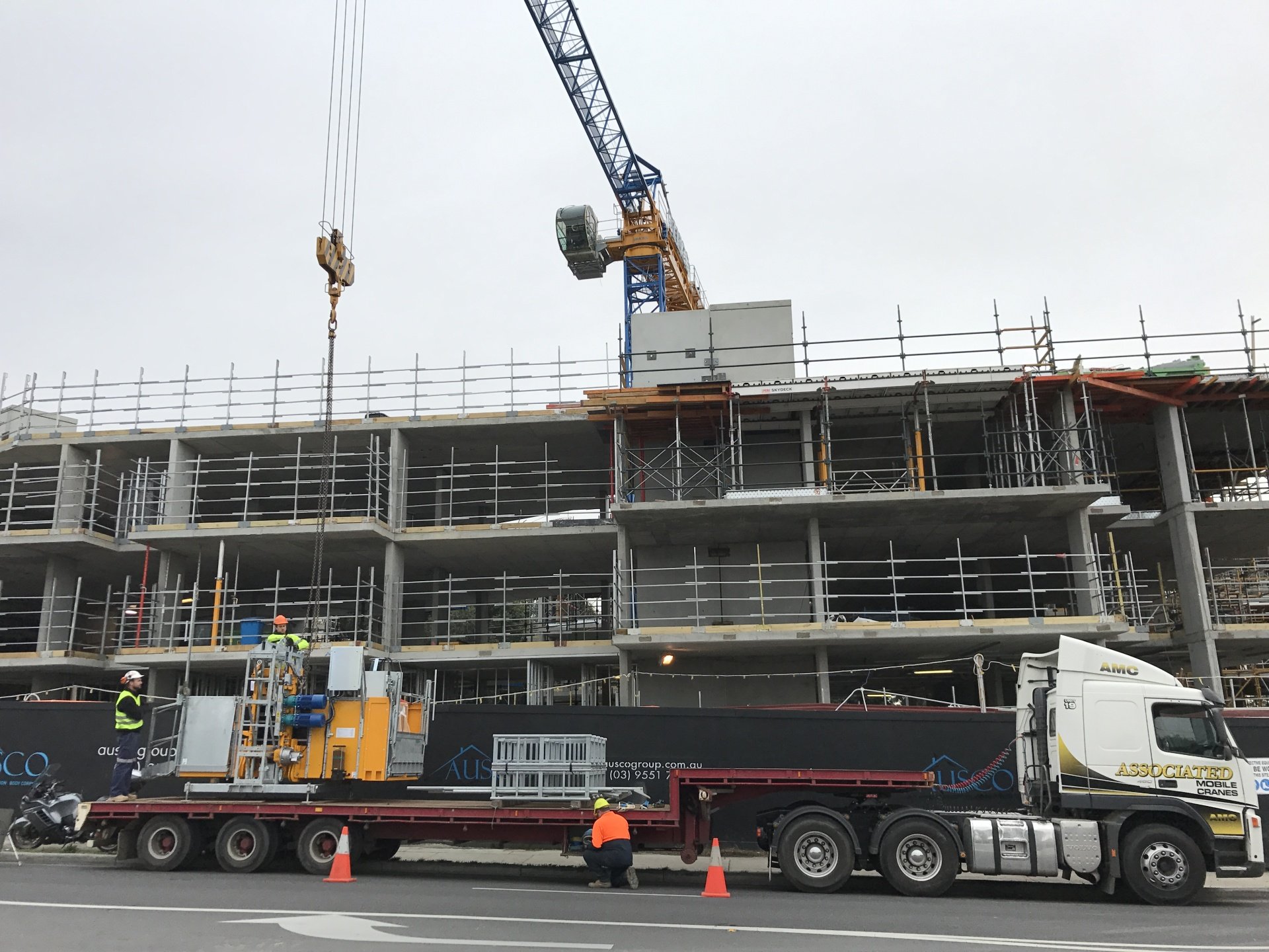 Clark Hoist Hire