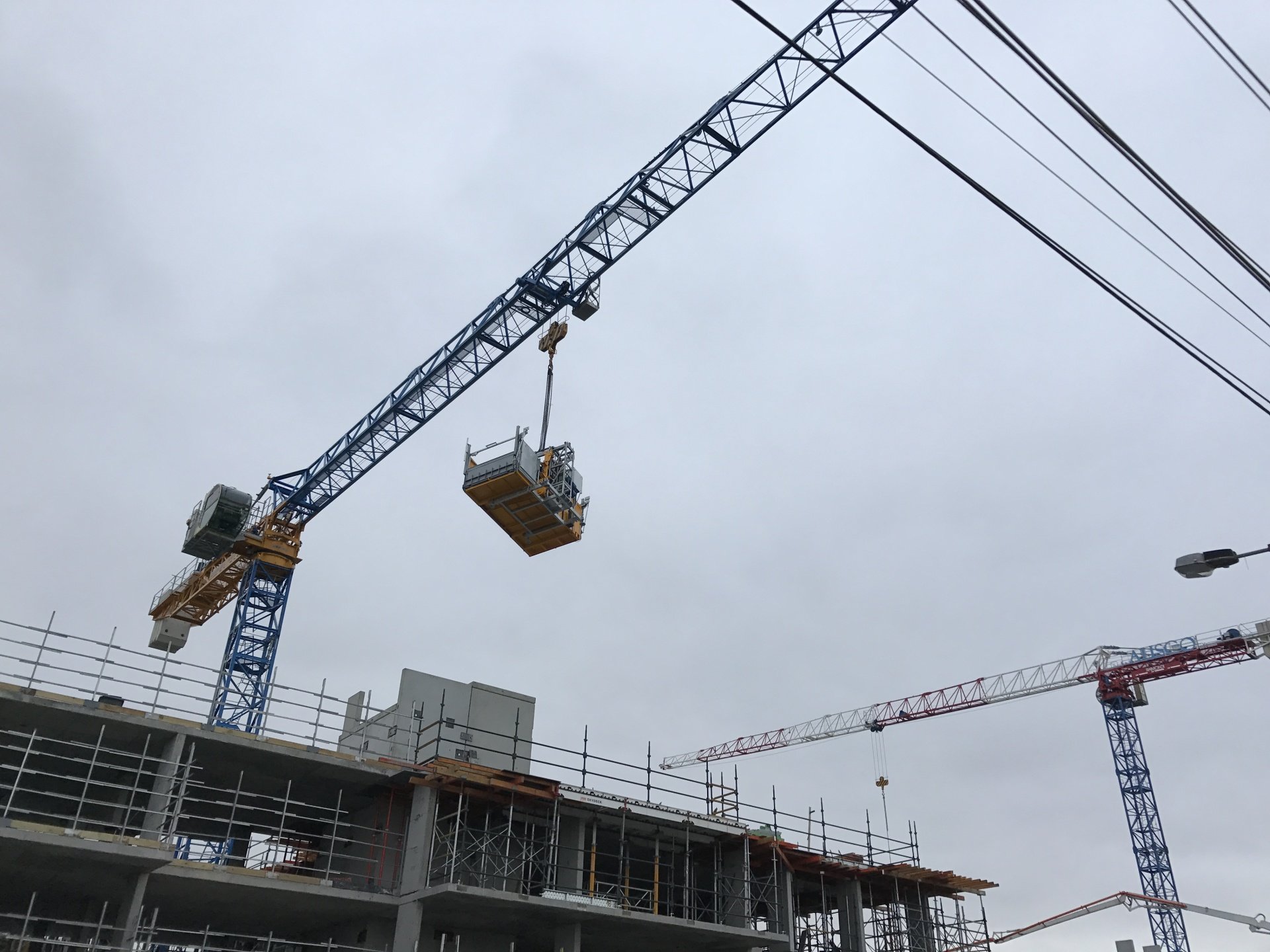 Clark Hoist Hire