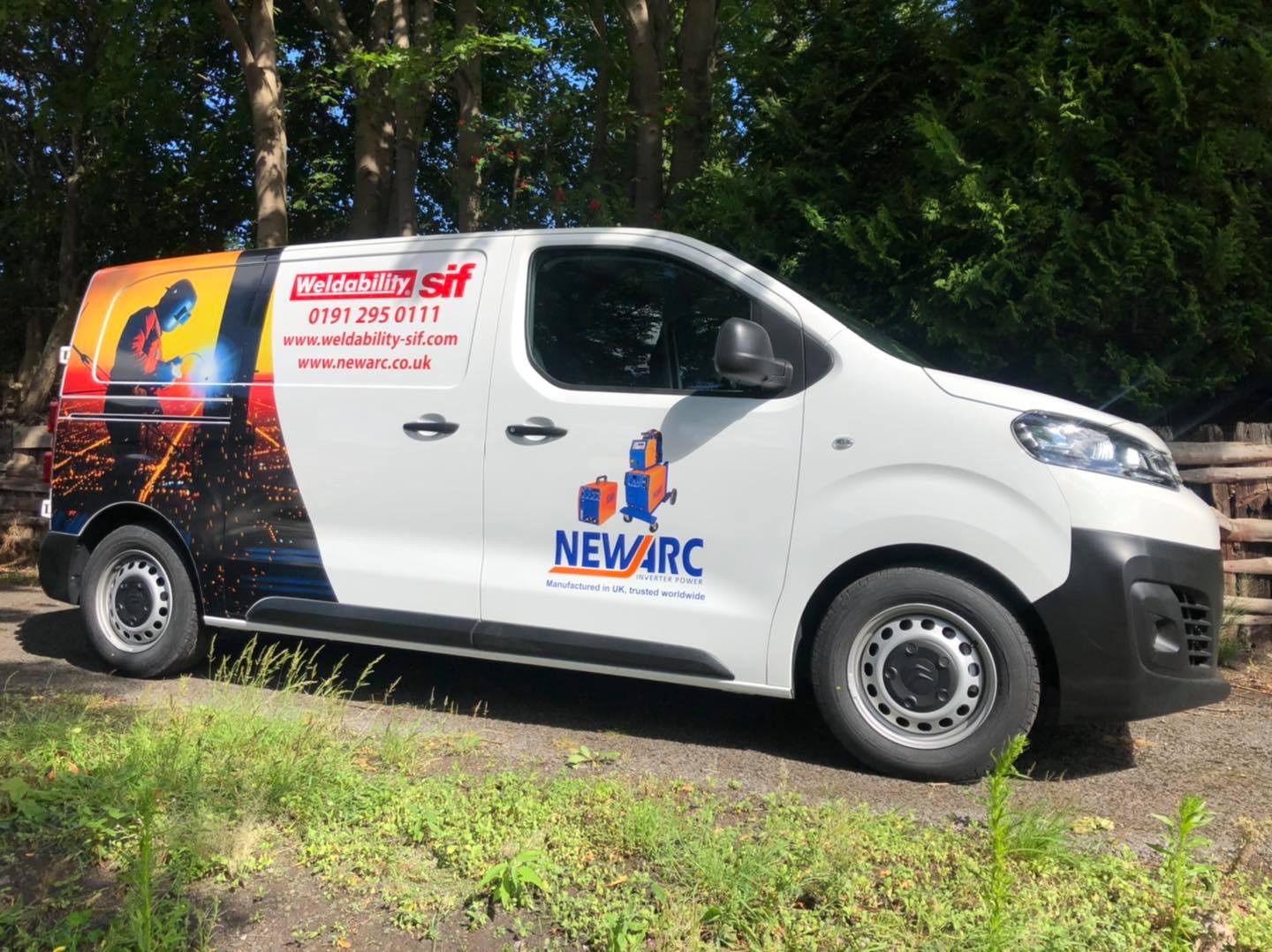 Alan Rowe Signs and Graphics | Car and Van Graphics Newcastle upon Tyne