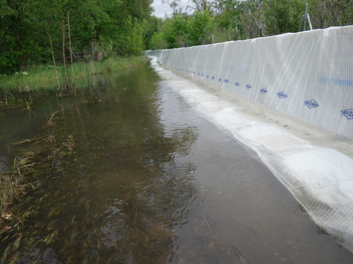 Temporary Levee Raising | Quick Deploy | Muscle Wall