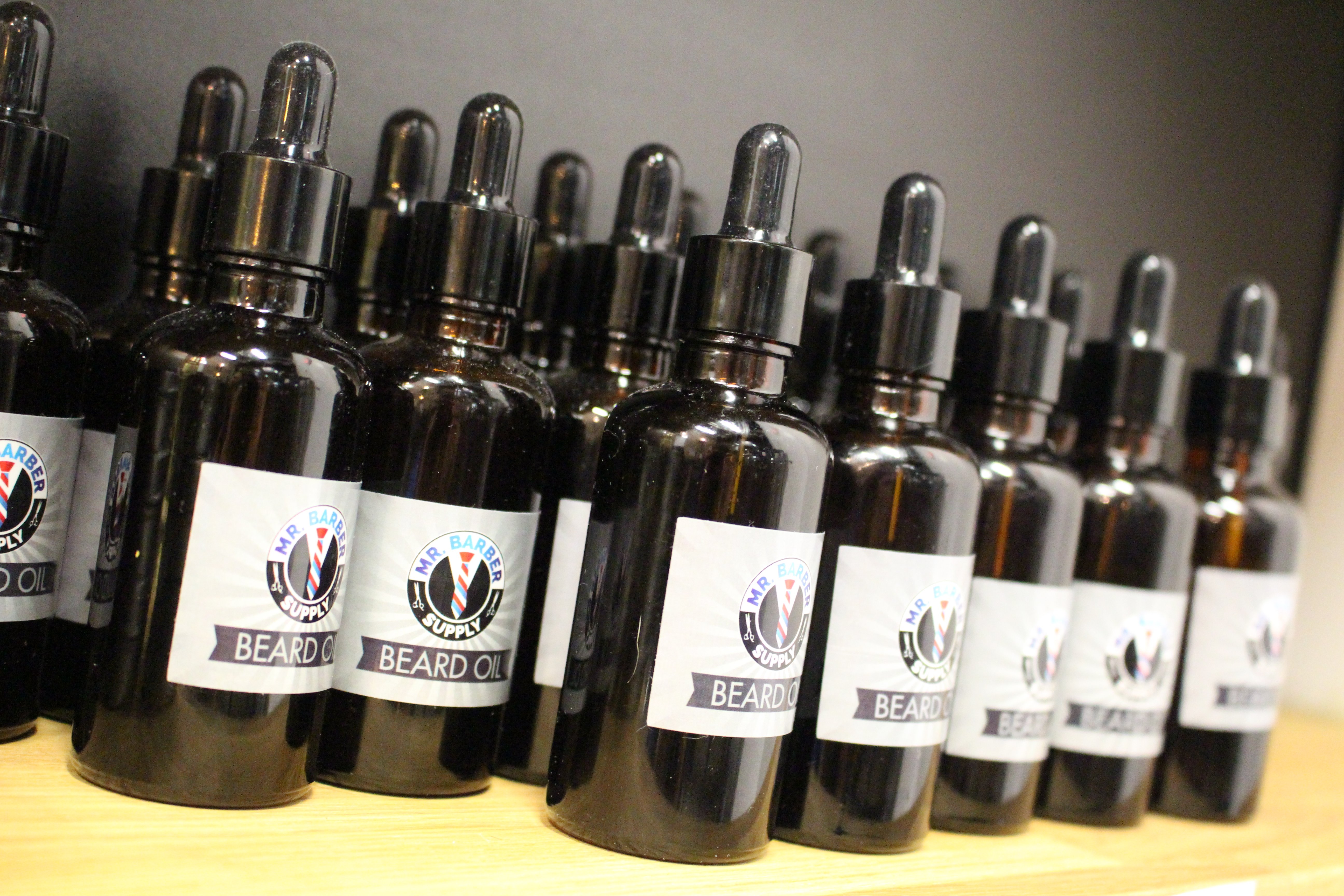 Home [www.mrbarber.ca]