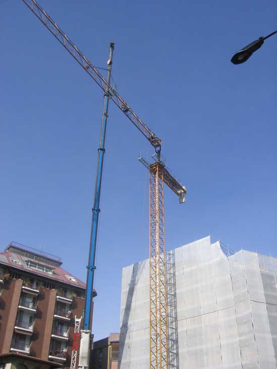 Commercio gru costruzioni | Solbiate Arno | Tecnoedilizia