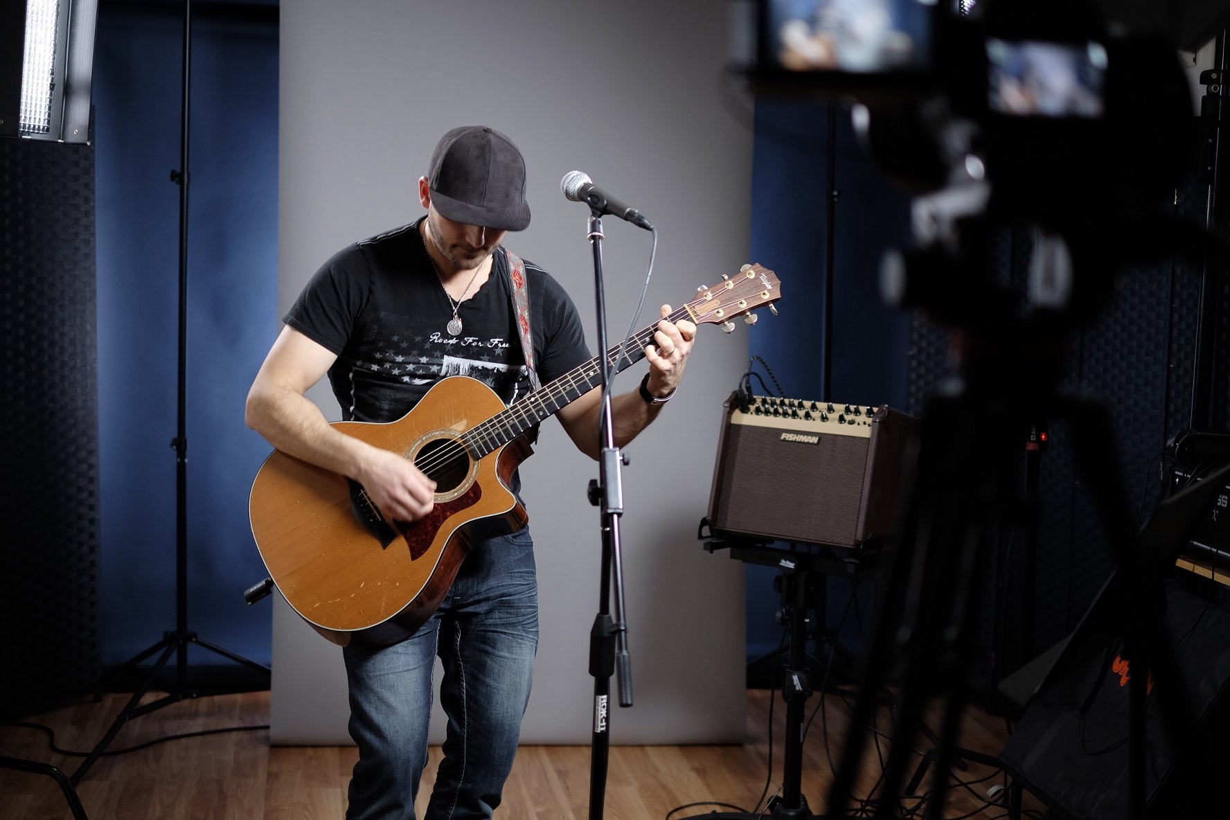 Long Island Guitar Lessons, Nassau County Guitar Teacher | Lot More ...