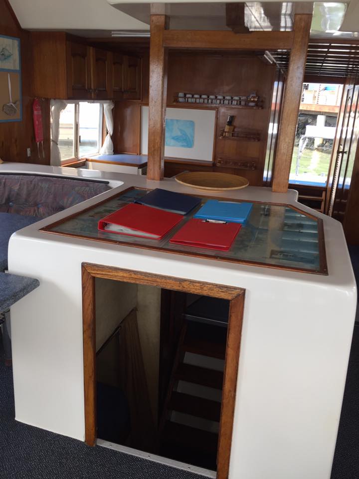 Houseboats | Rainbow Beach | Rainbow Beach Houseboats