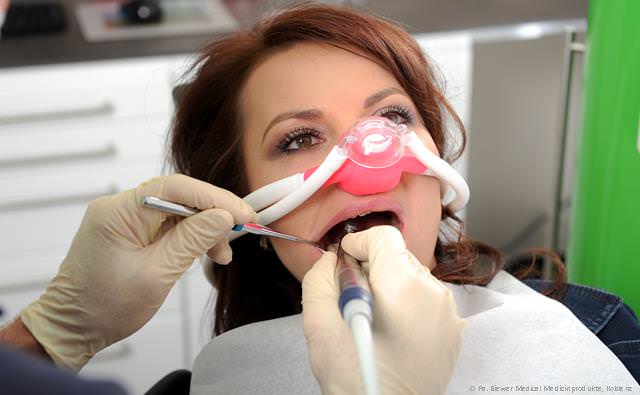 Lachgas-Sedierung Zahnarzt Backnang - Nikola Marolov