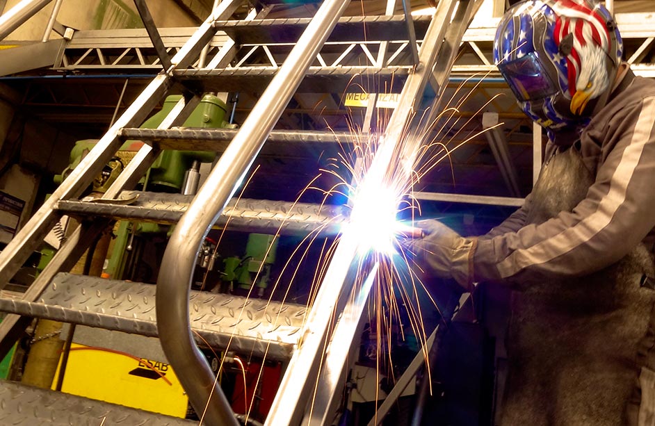 LÍDER EN PROCESOS METALMECÁNICOS
