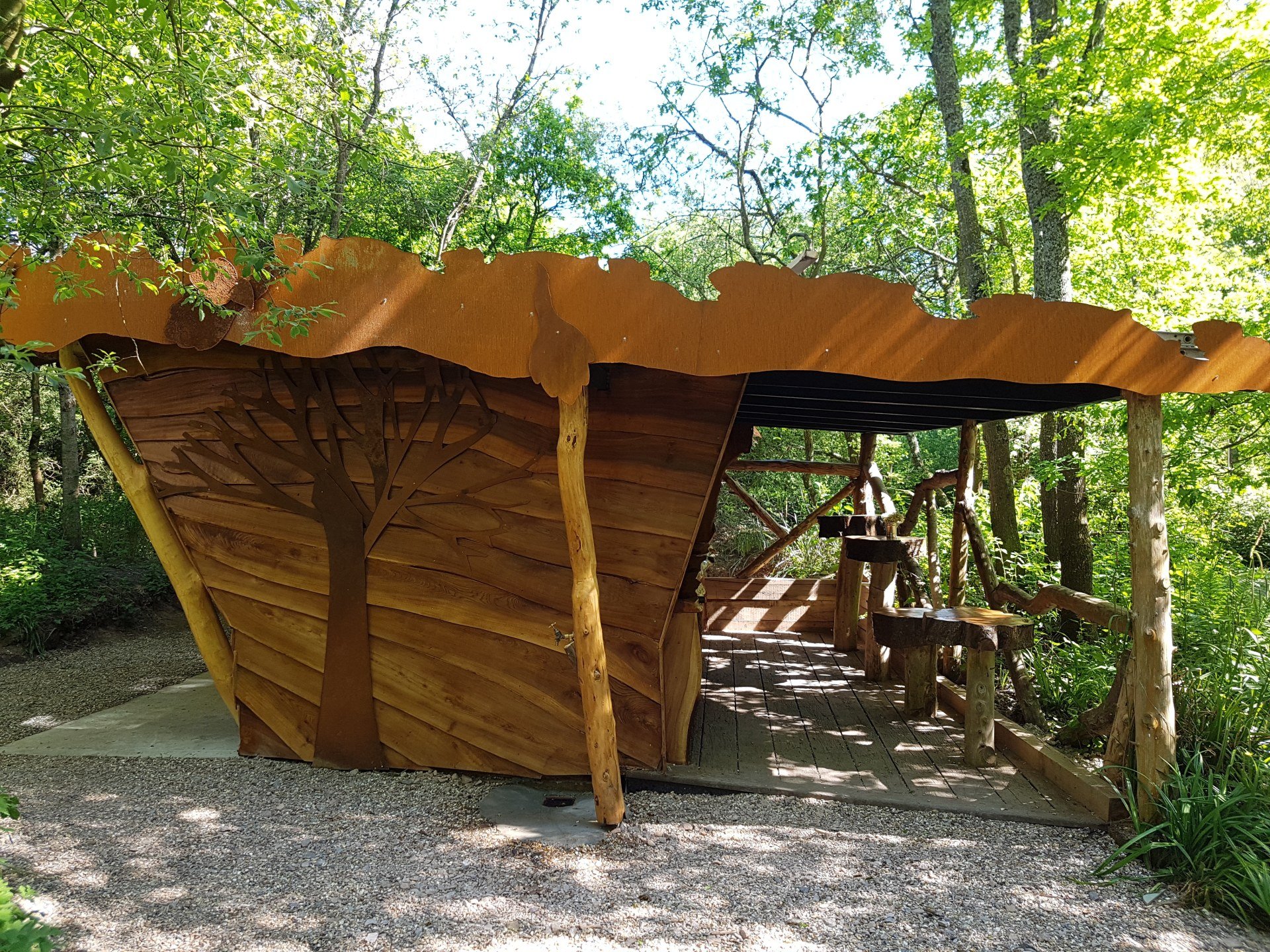 Glamping, Tree Houses and Camping
