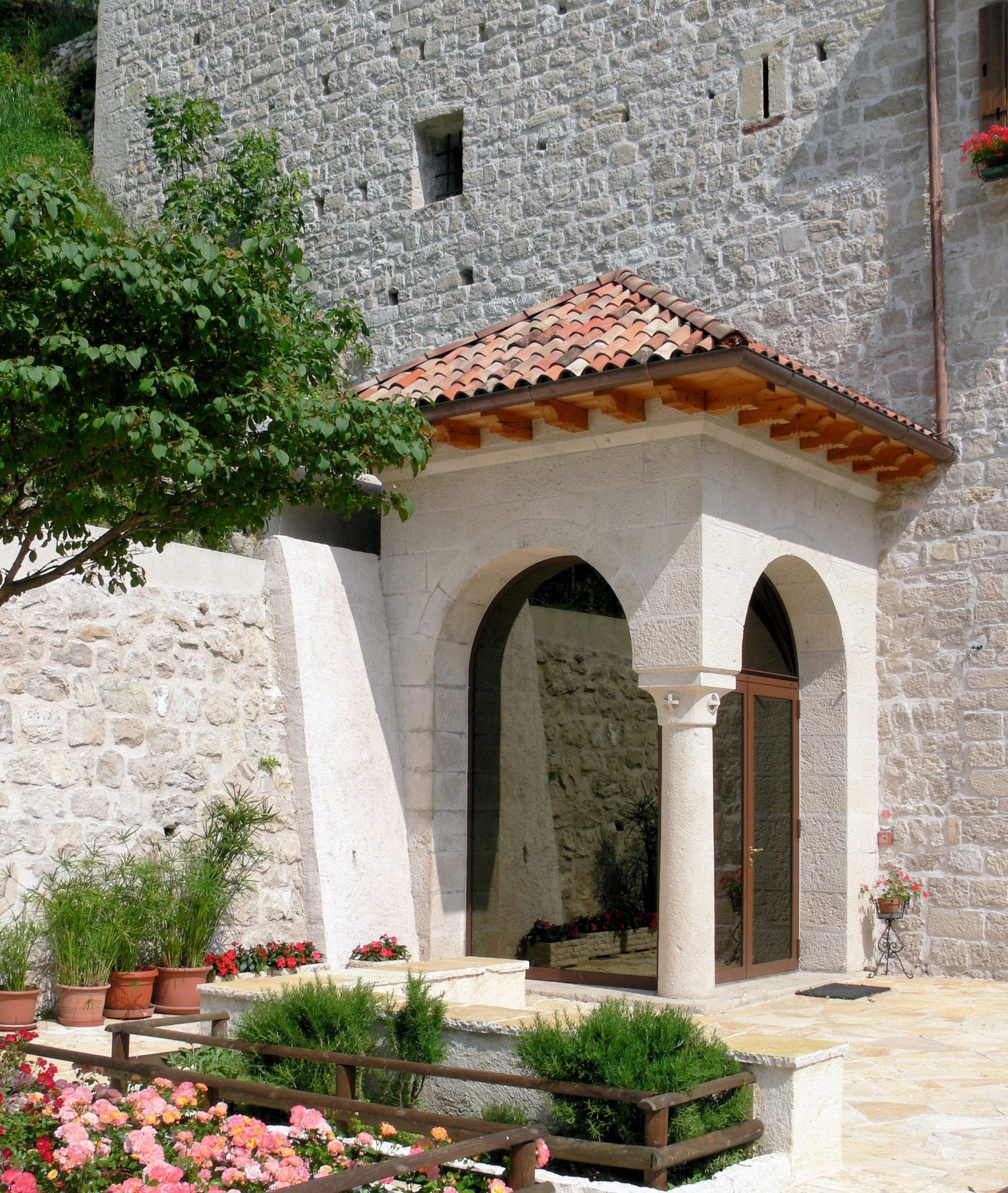 Infissi in alluminio, in PVC, in legno, zanzariere | Roccon Silvio