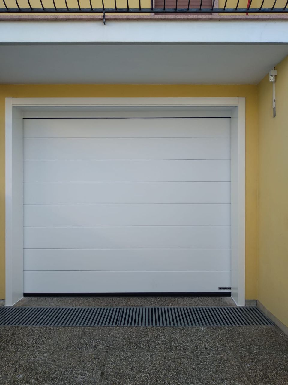 Porte per garage Hormann, portoni sezionali, basculanti, Roccon Silvio