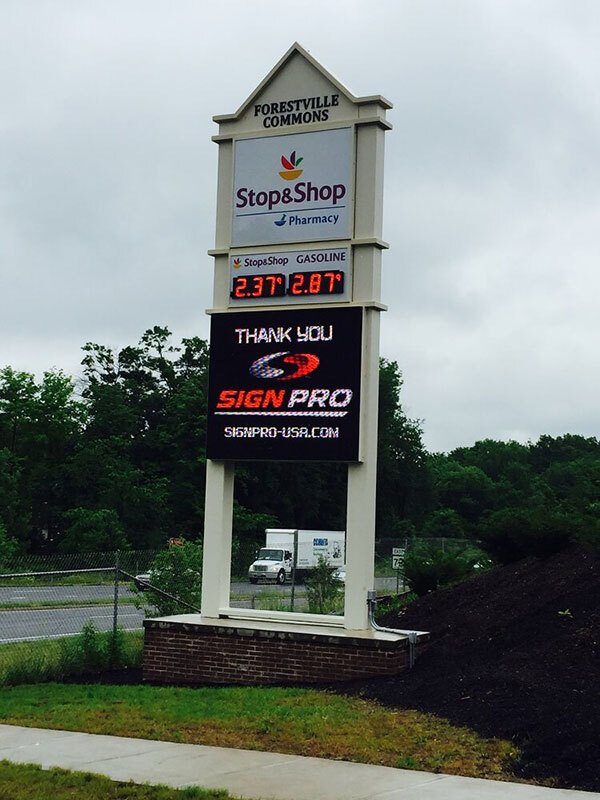 Pylon Signs - Sign Pro™ | Leading Pylon Sign Company in CT, NY, MA