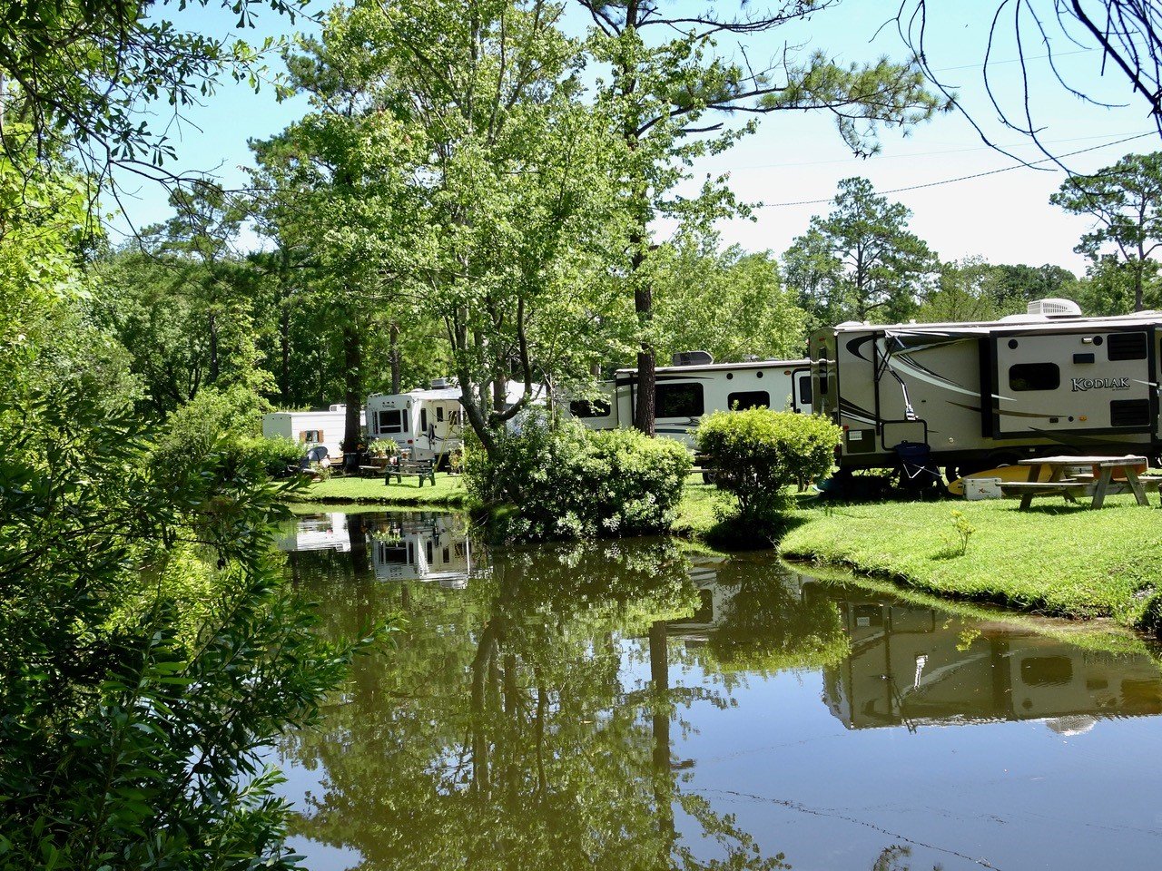 Photo Gallery for Lake Aire RV Park - Hollywood, South Carolina
