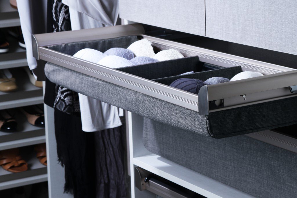 New Jersey Custom Walk In Closets | Design and Installation