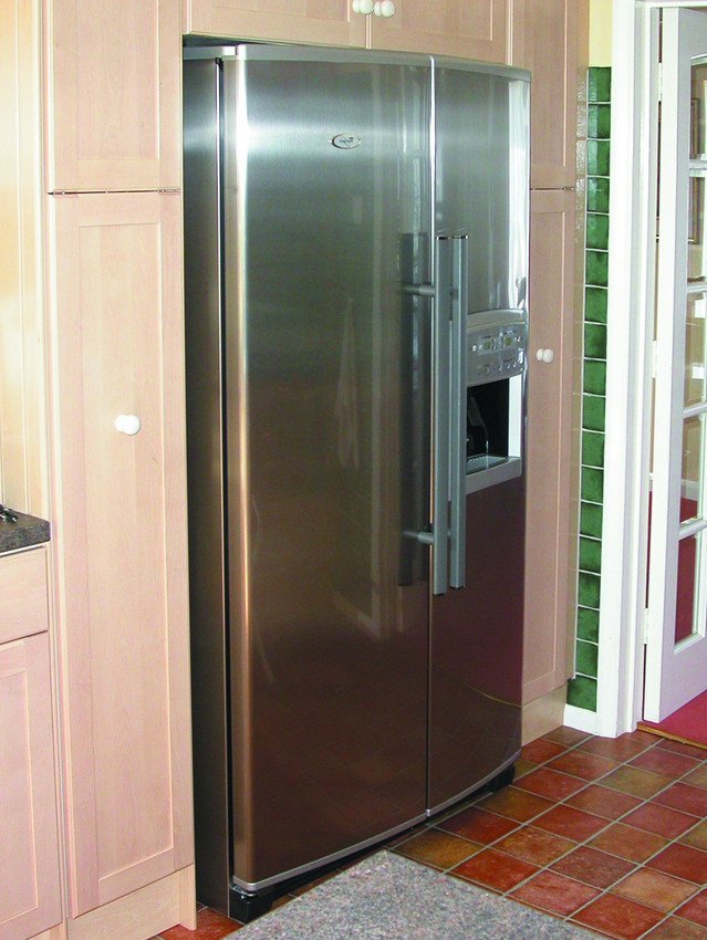 Fridge freezer servicing in East London
