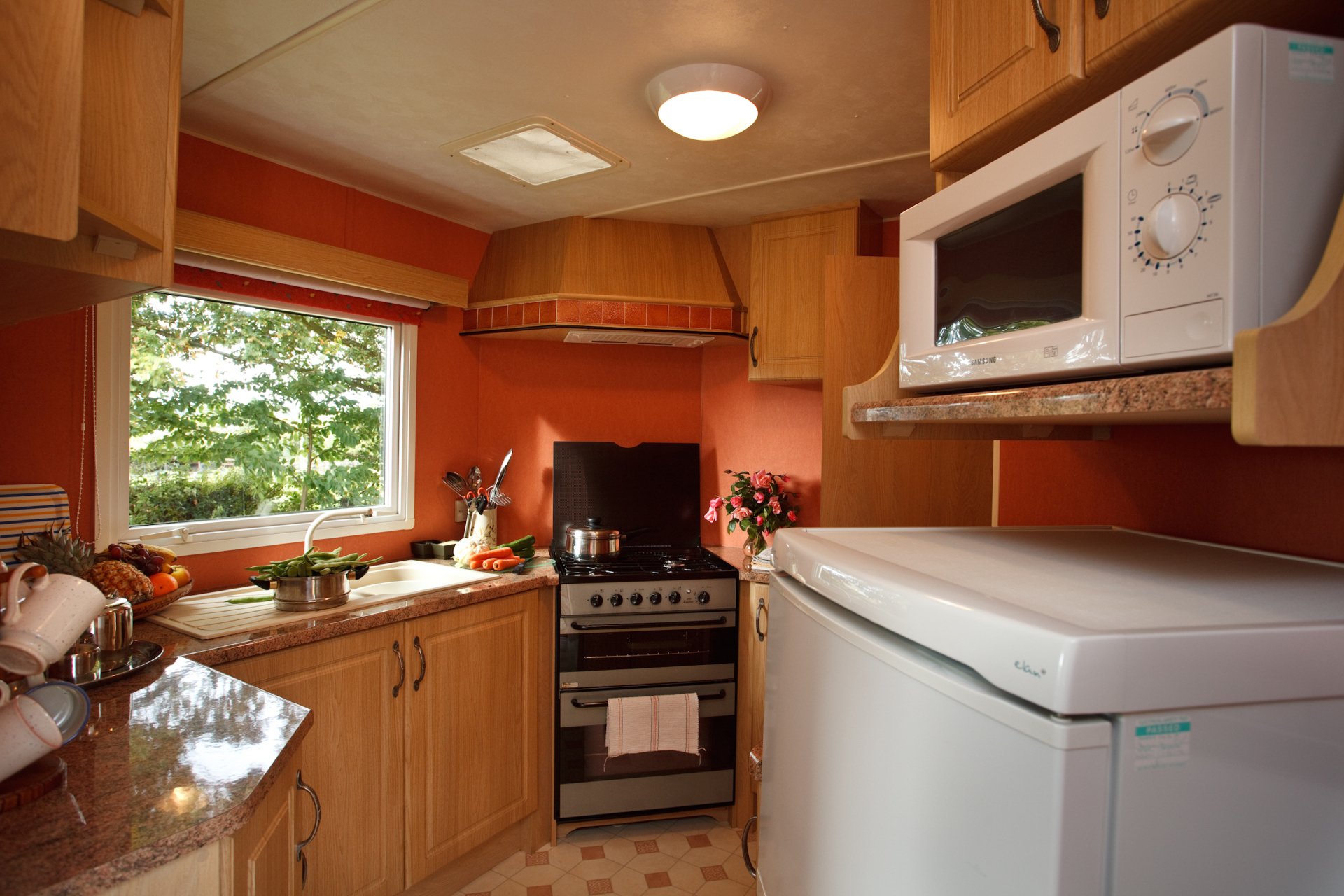 CONTACT :: Cliff Farm Holidays, Sinnington, North Yorkshire - Caravan ...