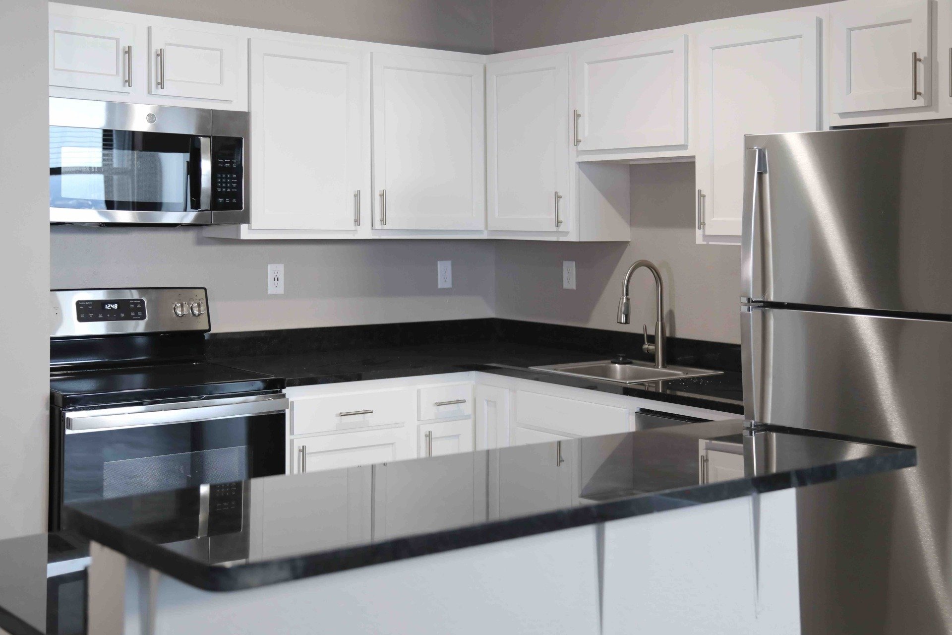 River Run and Green Forest Cabinets Dealer in Michigan | JD Cabinetry