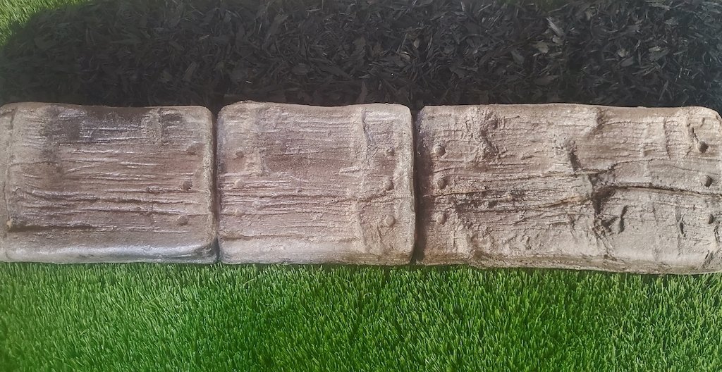 Custom Concrete Curbs in Louisville, KY & Indiana | Curban Legends