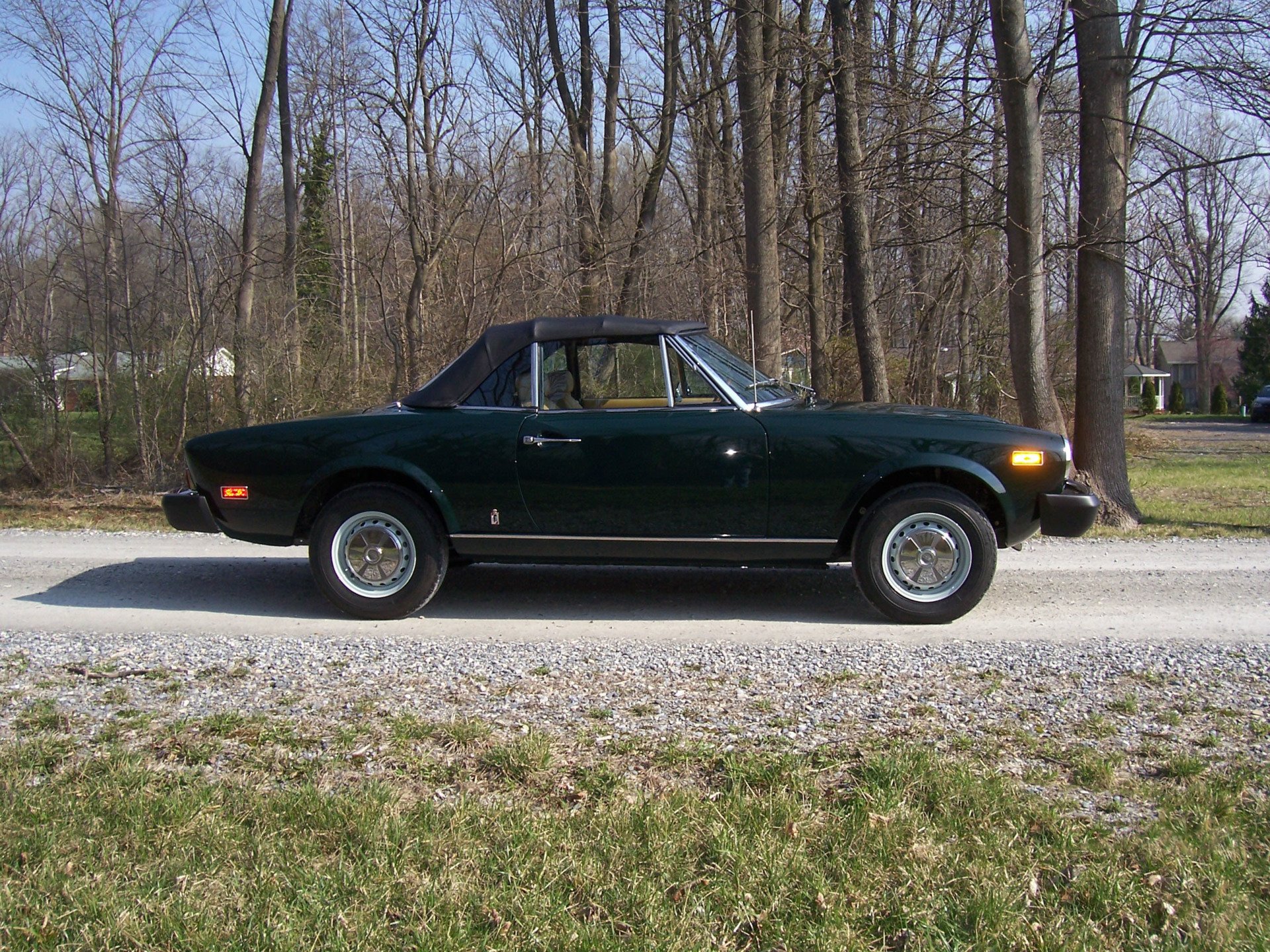 76 Fiat Spider