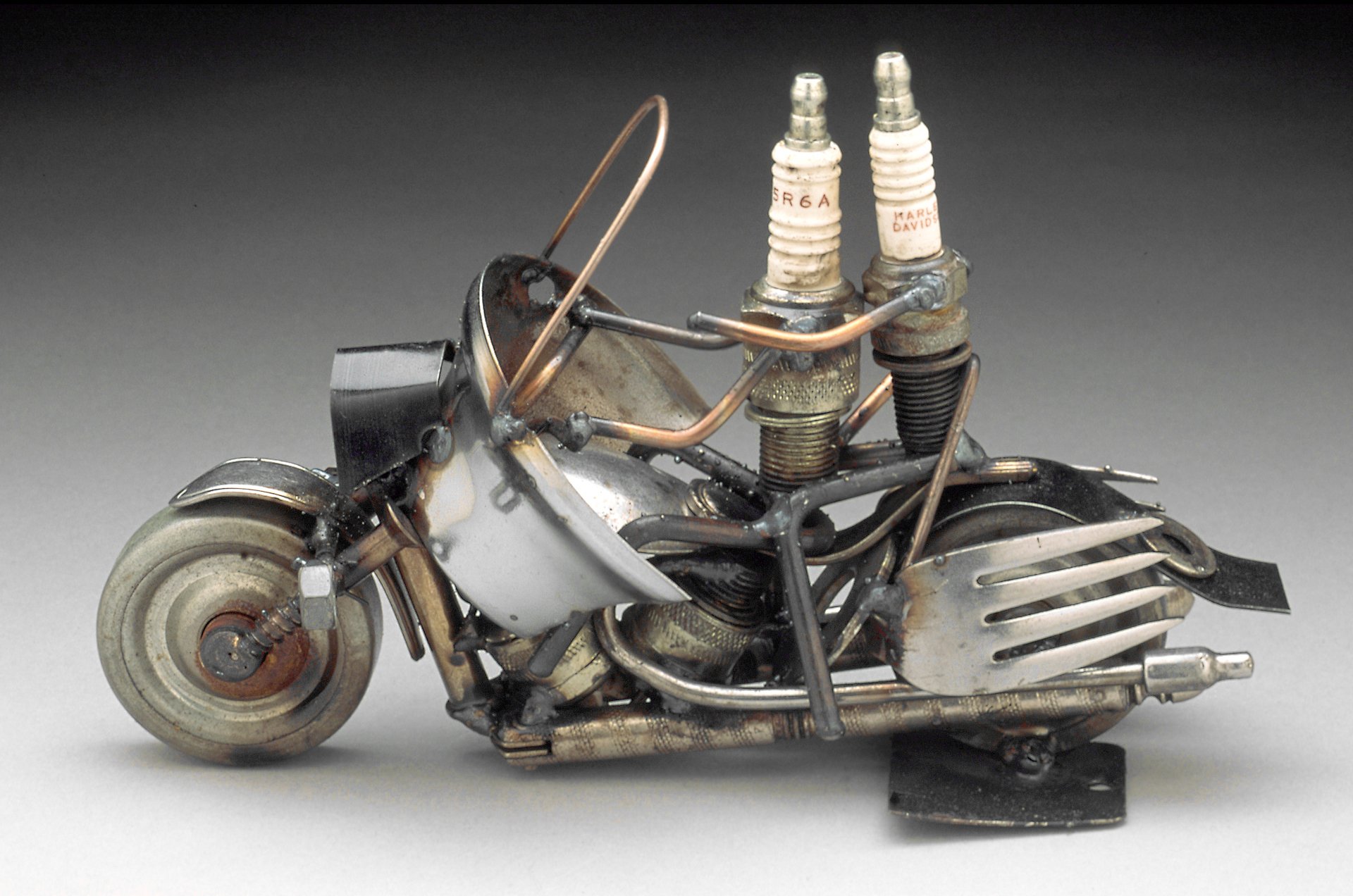 Home | The Spark Plug Guy Metal Sculptures