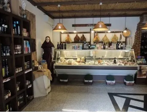 Salumi e formaggi tipici sardi | Cagliari | Specialità Monte Linas
