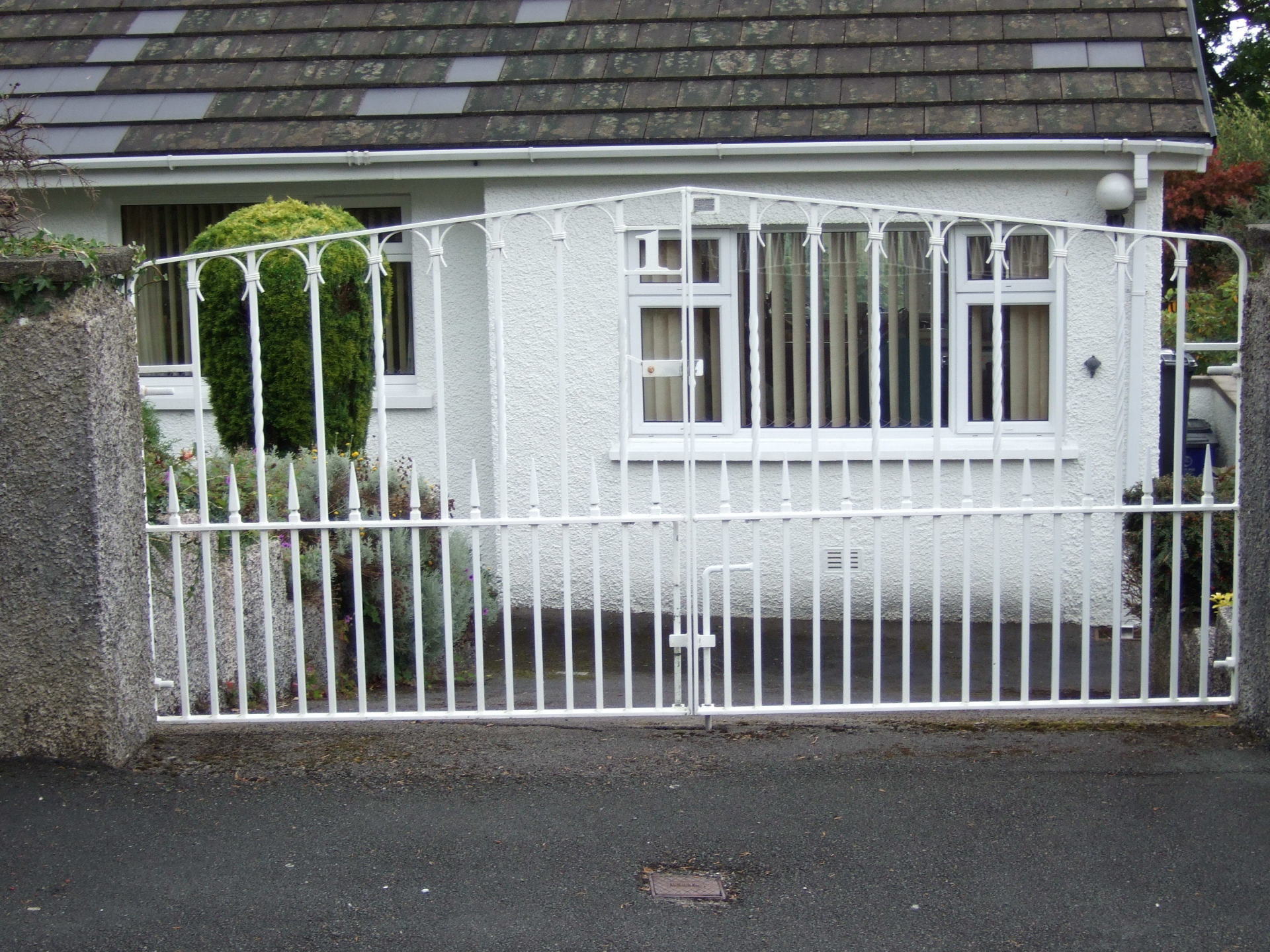 Iron Gates - Black Sheep Iron Works Ltd