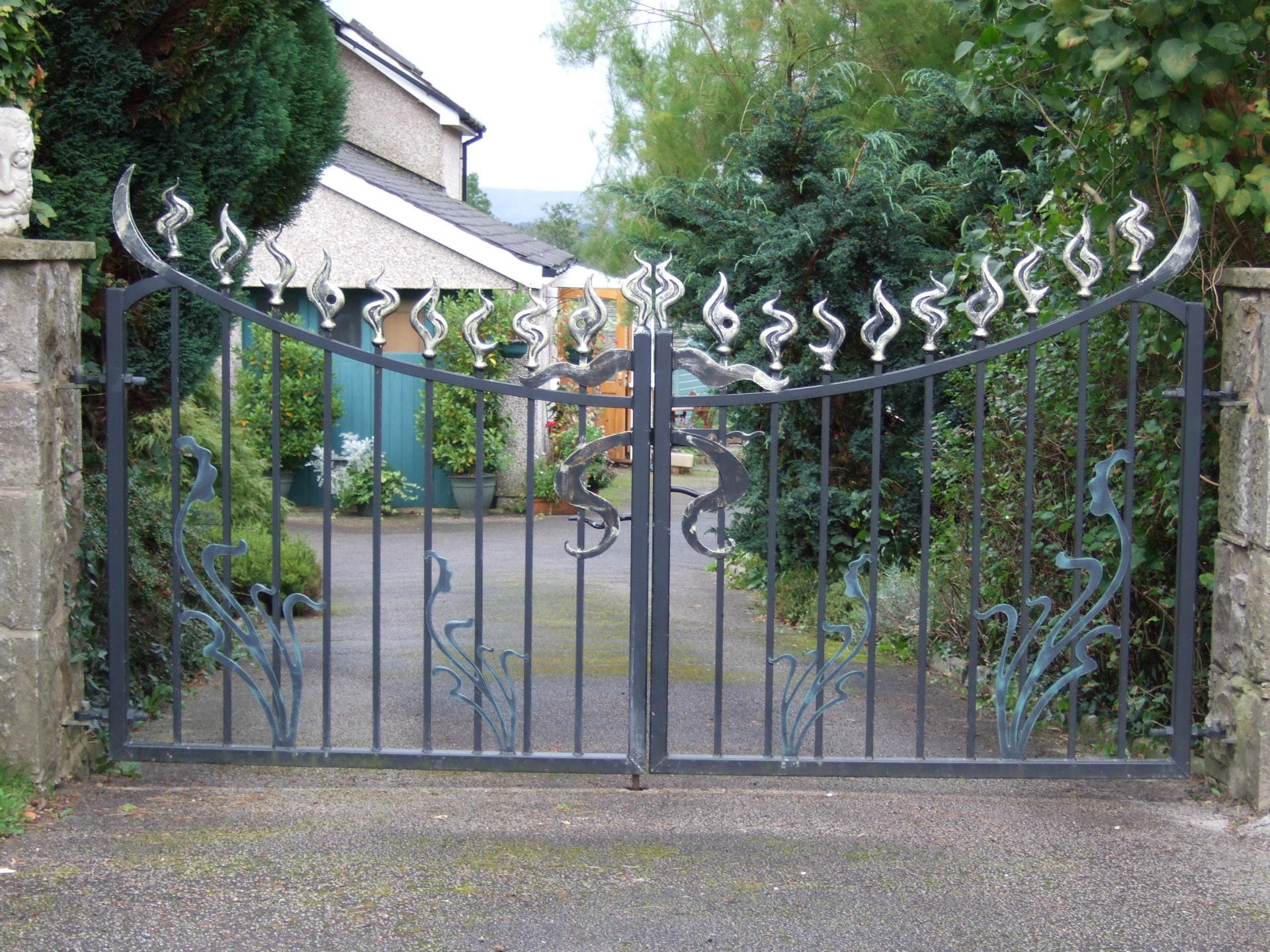 Iron Gates - Black Sheep Iron Works Ltd