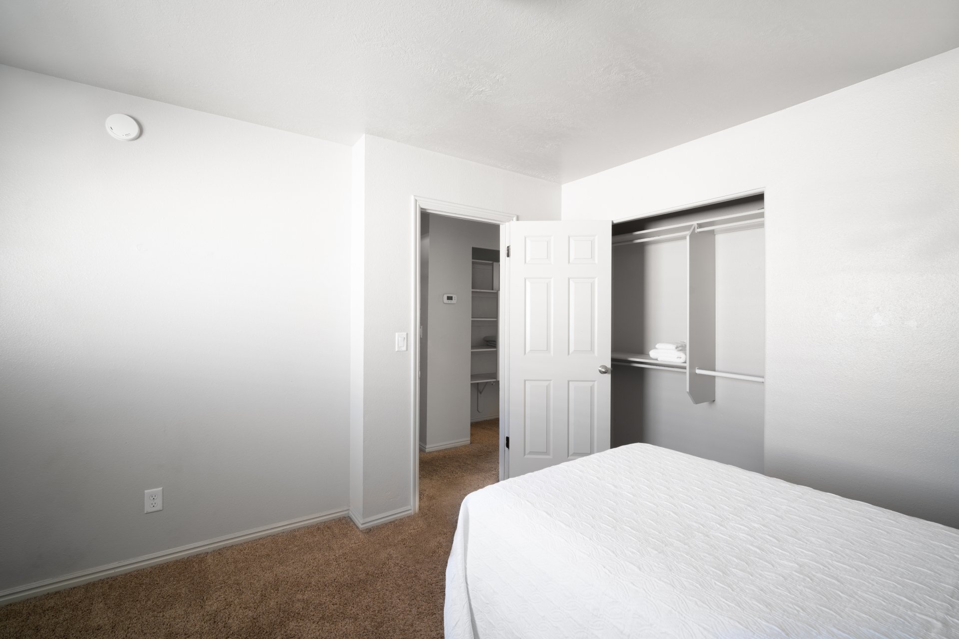 7th & University | Spacious Student Apartments