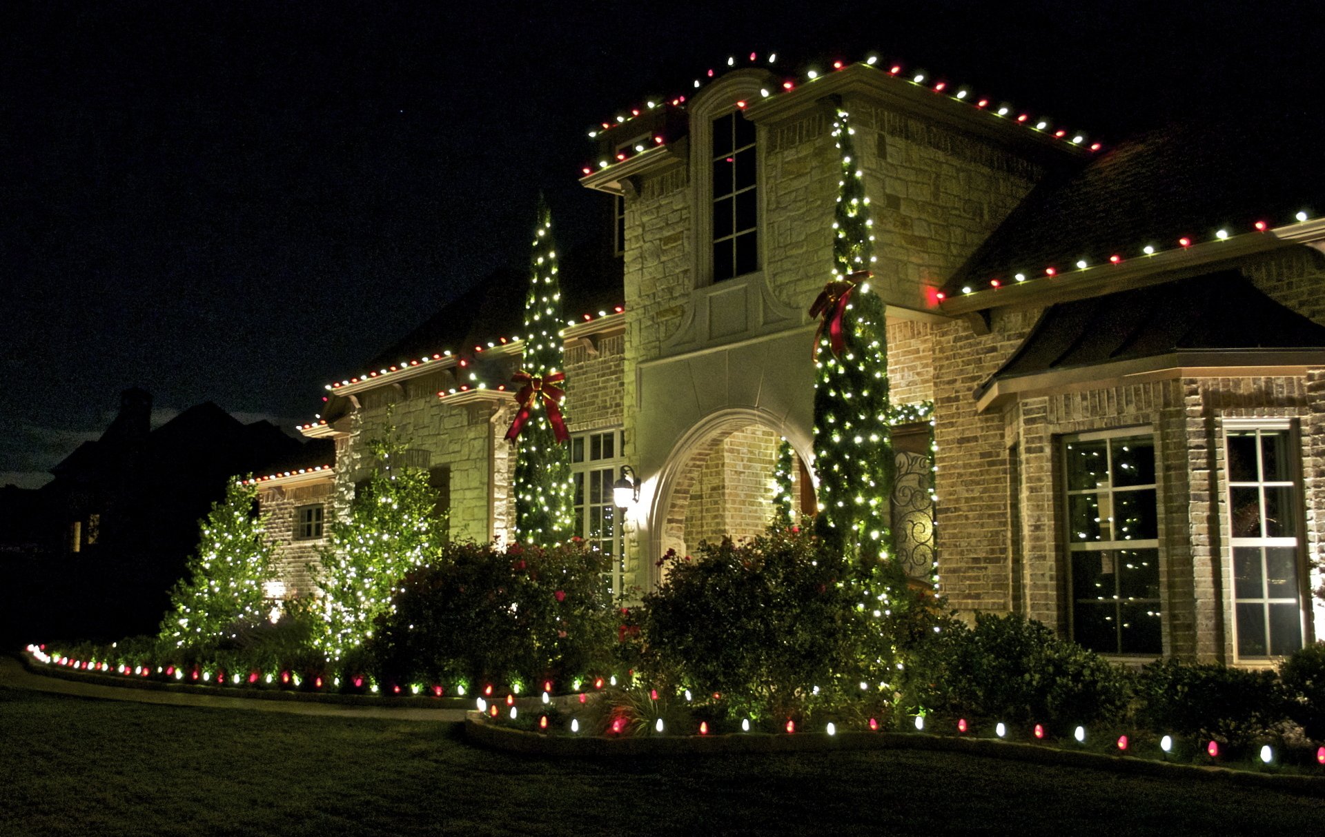 Christmas Lights Project Gallery | Christmas Lights by Design