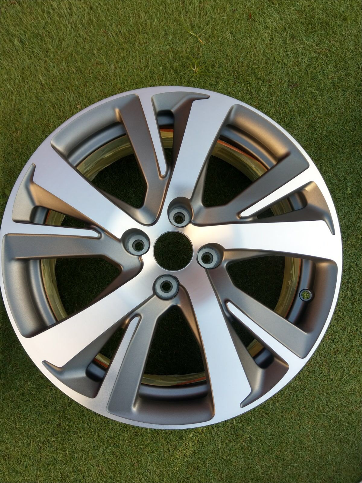 Gallery of Mobile Alloy Wheel Refurbishment