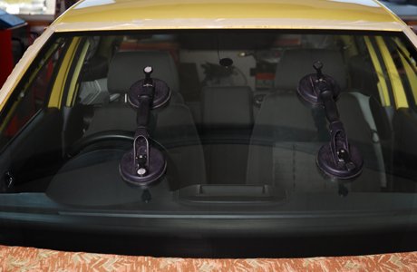 Car windscreen replacement | APM Windscreens