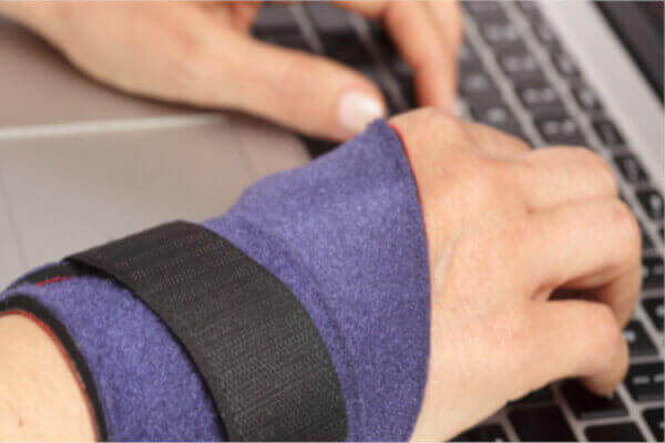 Carpal Tunnel Hand Brace: How to Choose & Avoid Mistakes