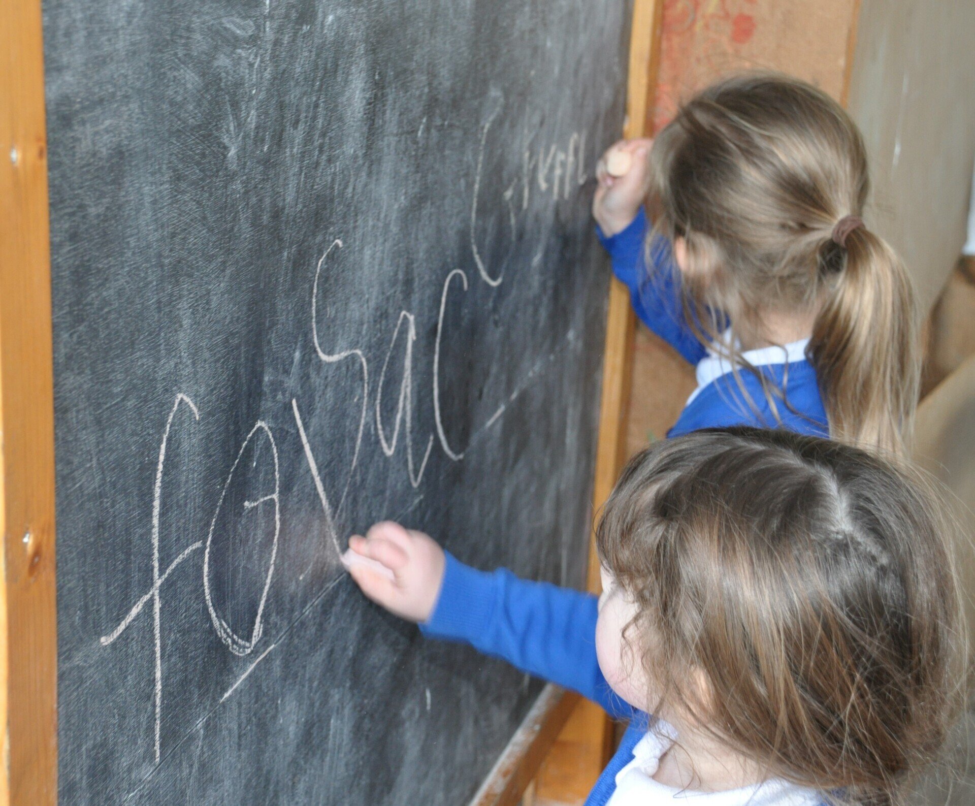 Primary School | Pontardawe | Rhydyfro Primary School