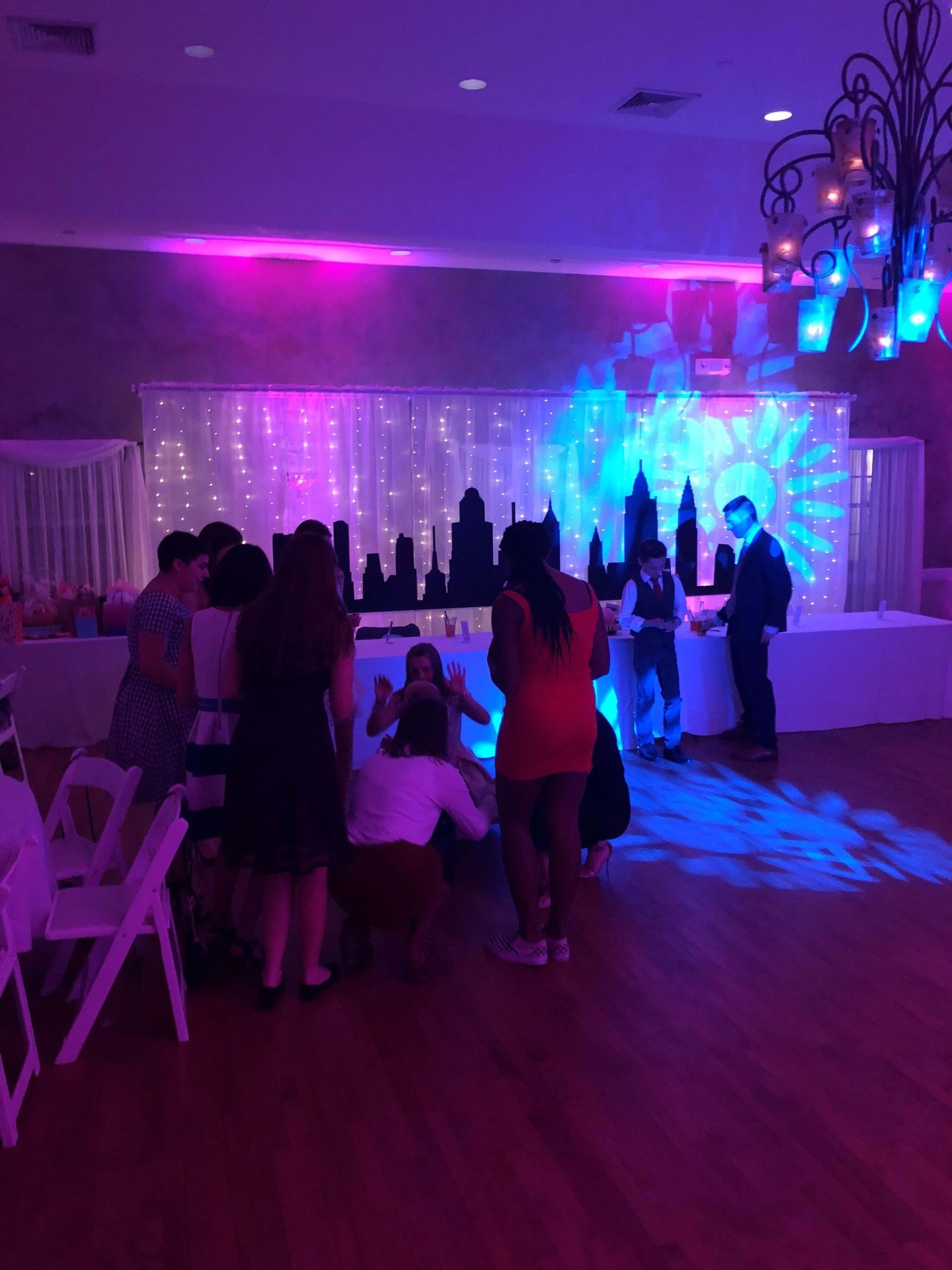 Elegant Banquet Hall l Township, NJ l South Wall