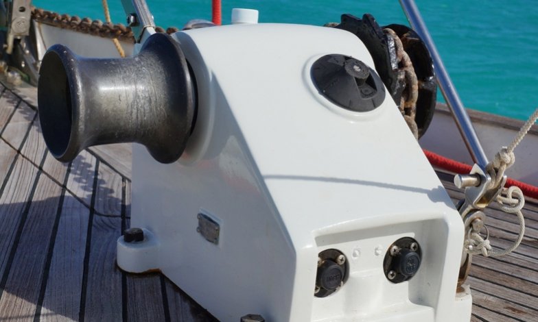 Camper and Nicholson 42 For Sale | Lighthouse Yachting