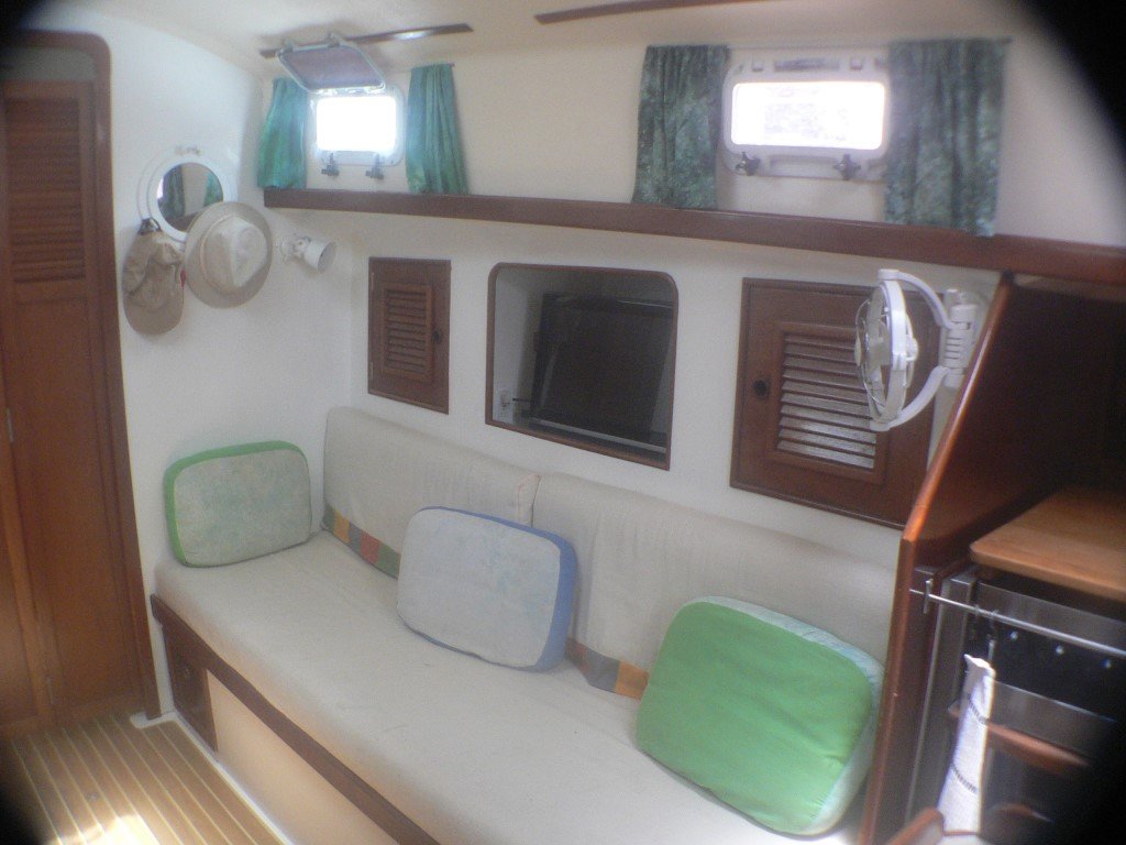 Nonsuch 36 For Sale | Lighthouse Yachting