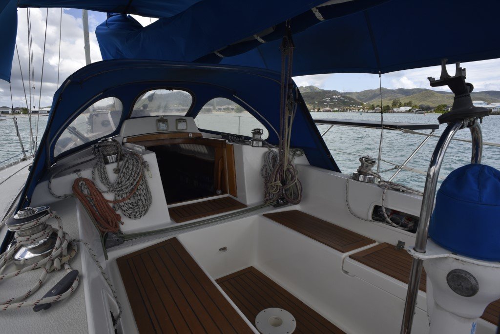 Granada 375 Atlantica For Sale | Lighthouse Yachting