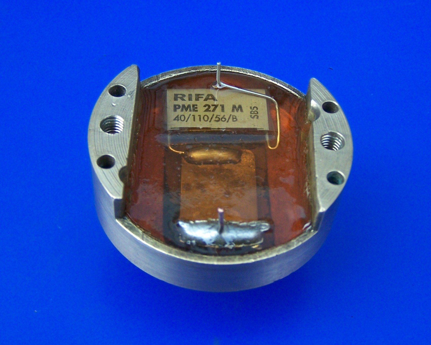 Magneto condensers - practical