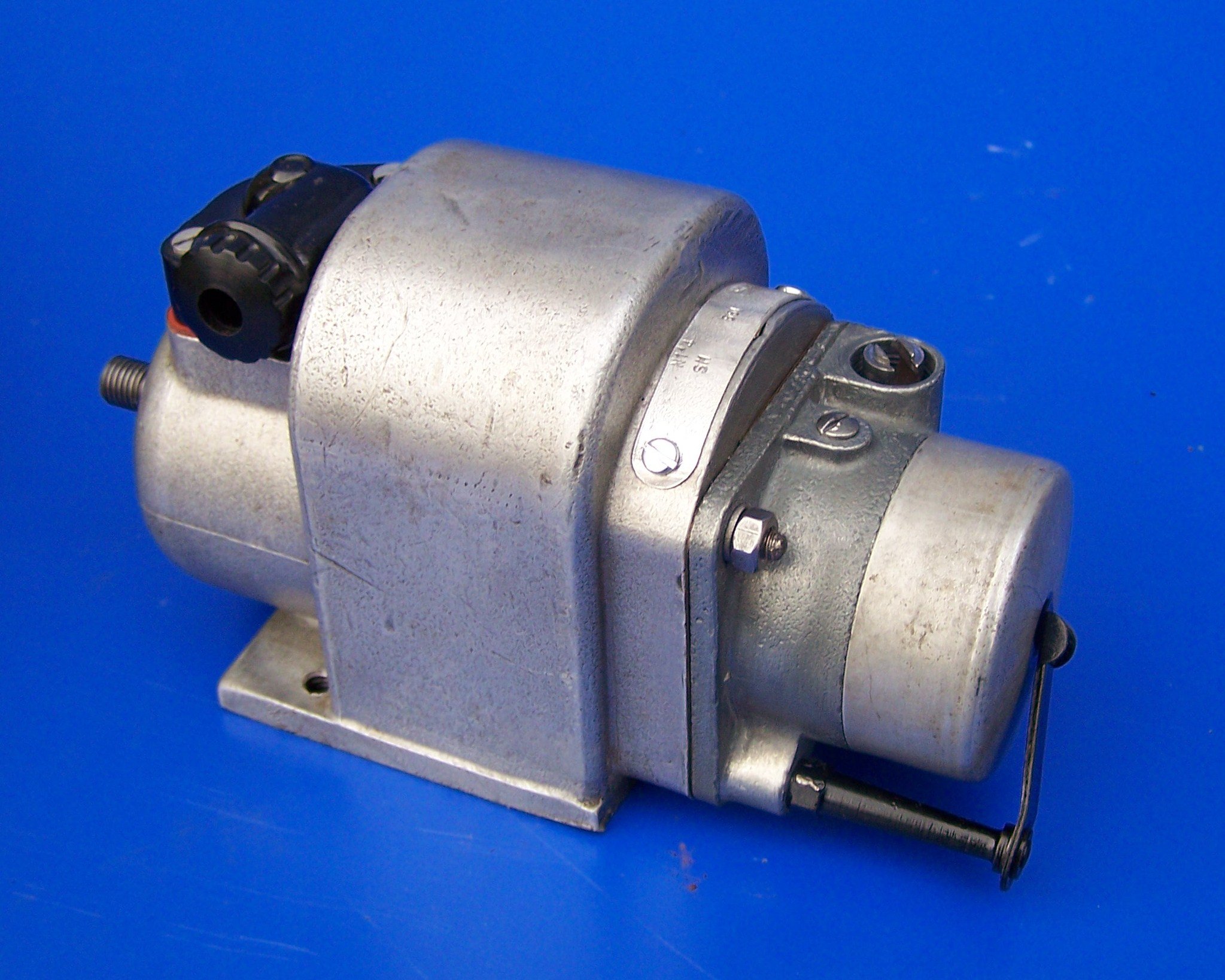 Help identifying Lucas magnetos